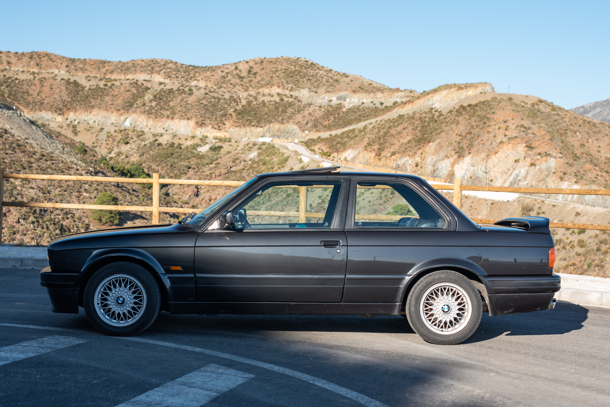 1990 BMW (E30) 325I SPORT