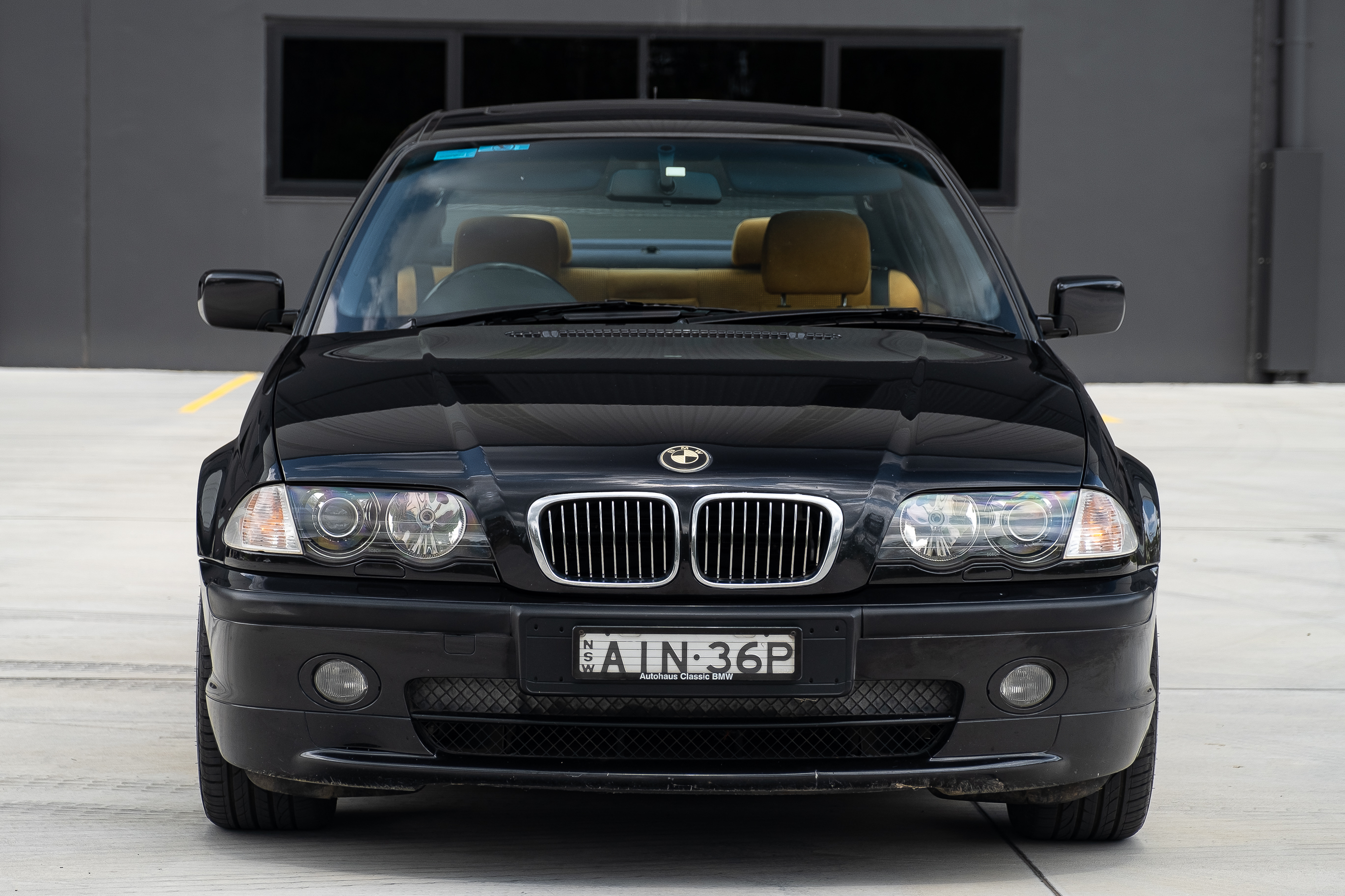 2000 BMW (E46) 323I SPORT