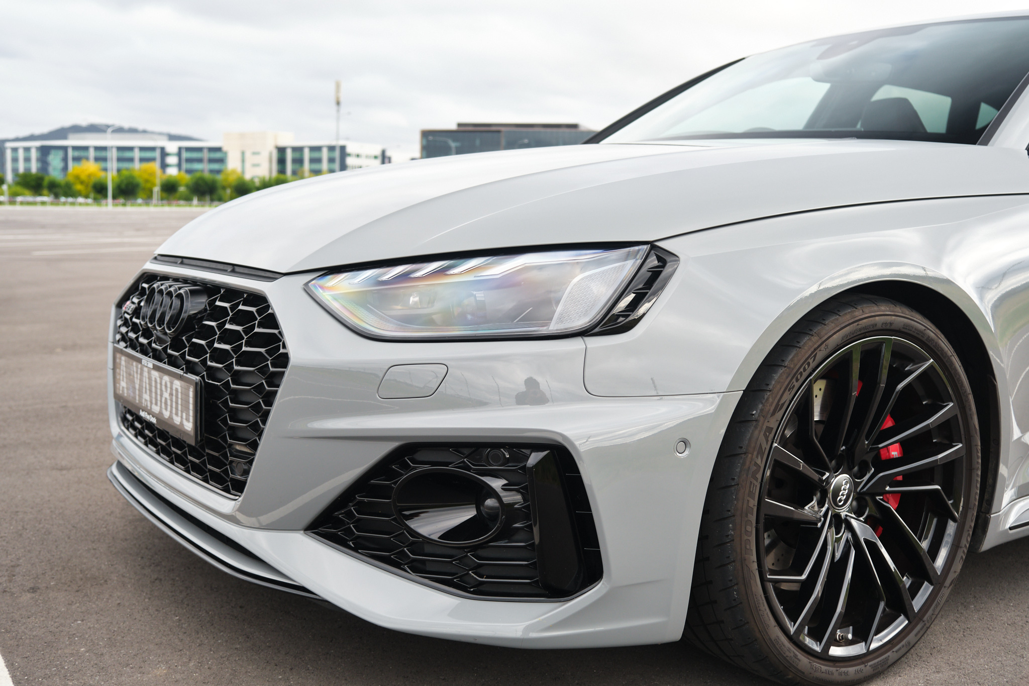 2020 AUDI RS4 AVANT