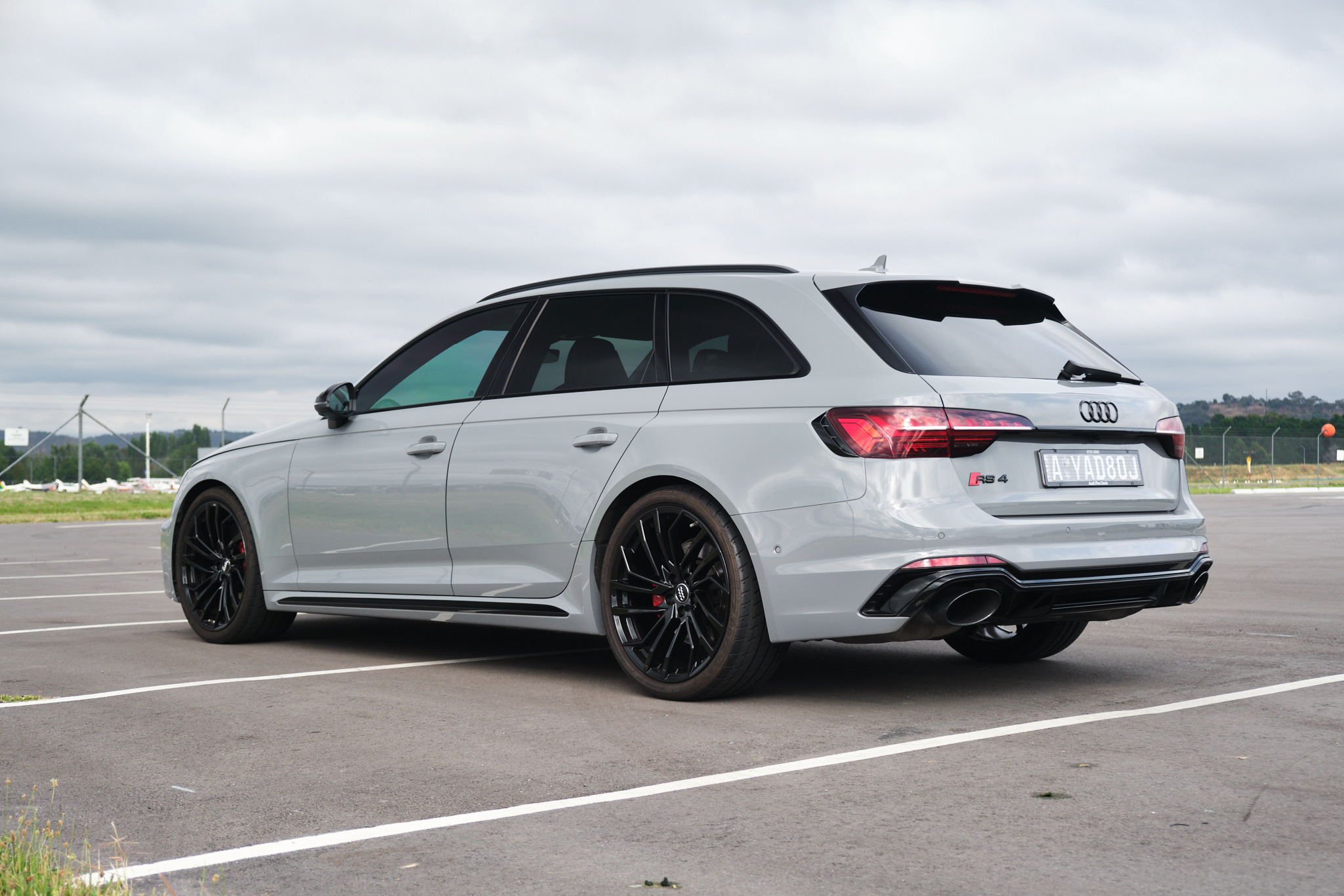 2020 AUDI RS4 AVANT