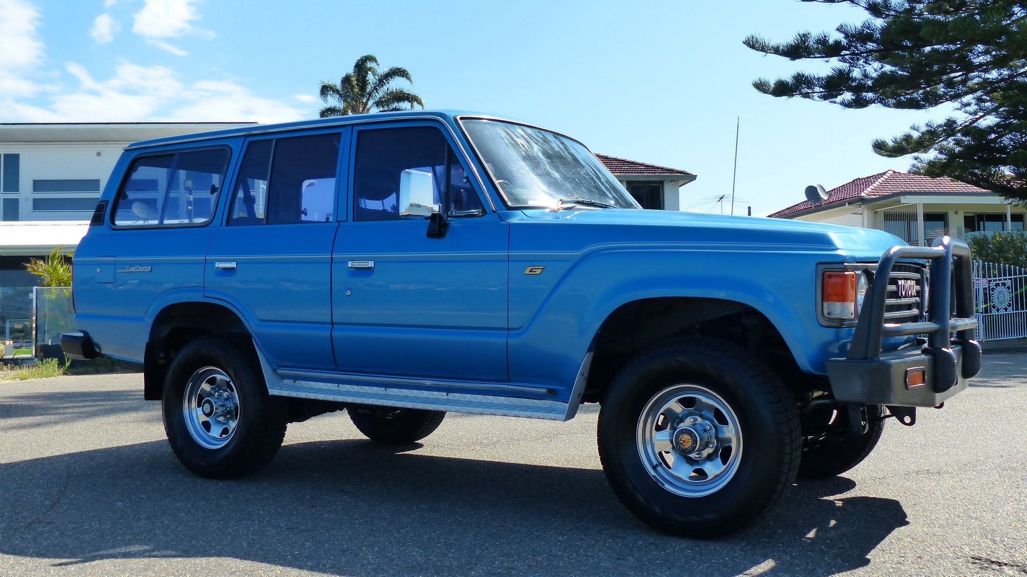 1984 TOYOTA HJ60 LAND CRUISER