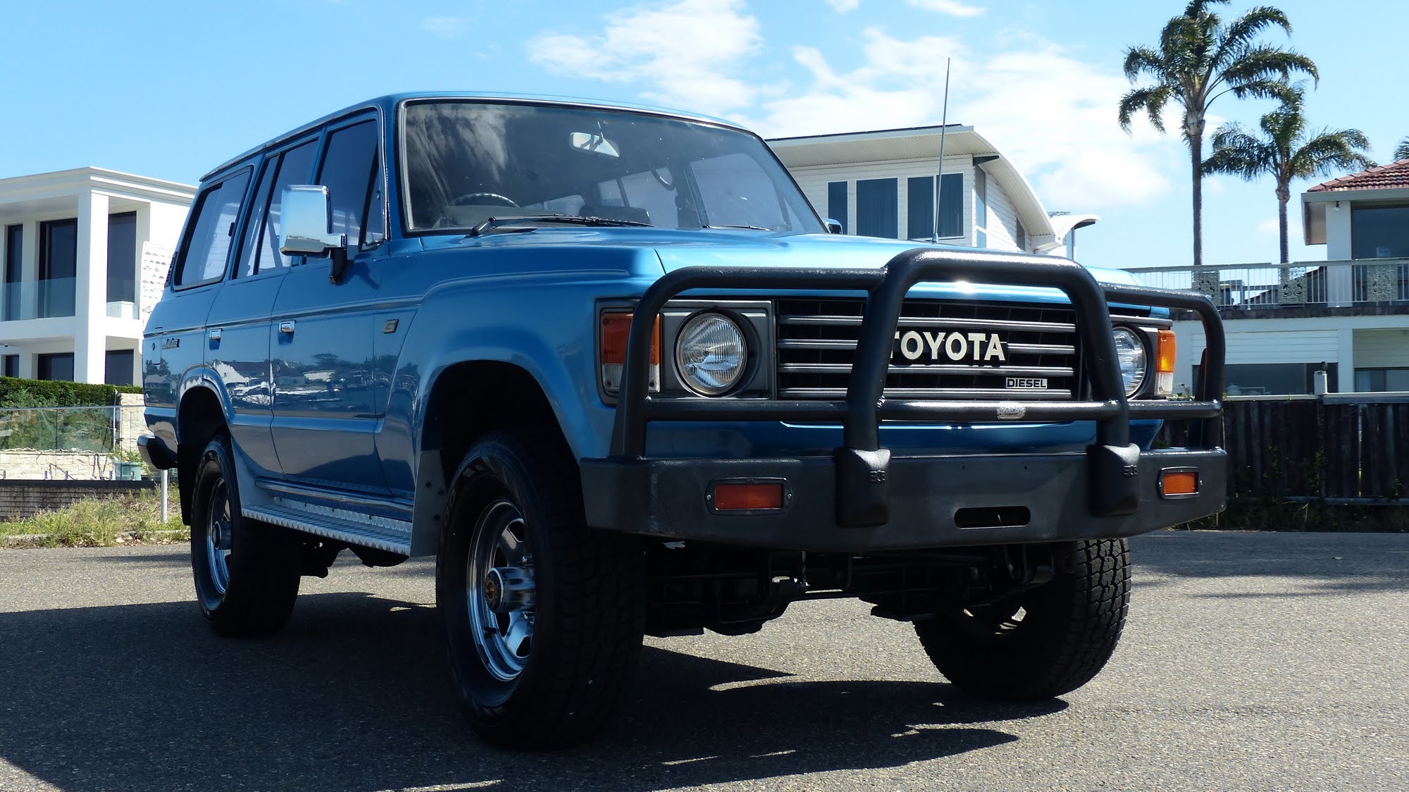 1984 TOYOTA HJ60 LAND CRUISER
