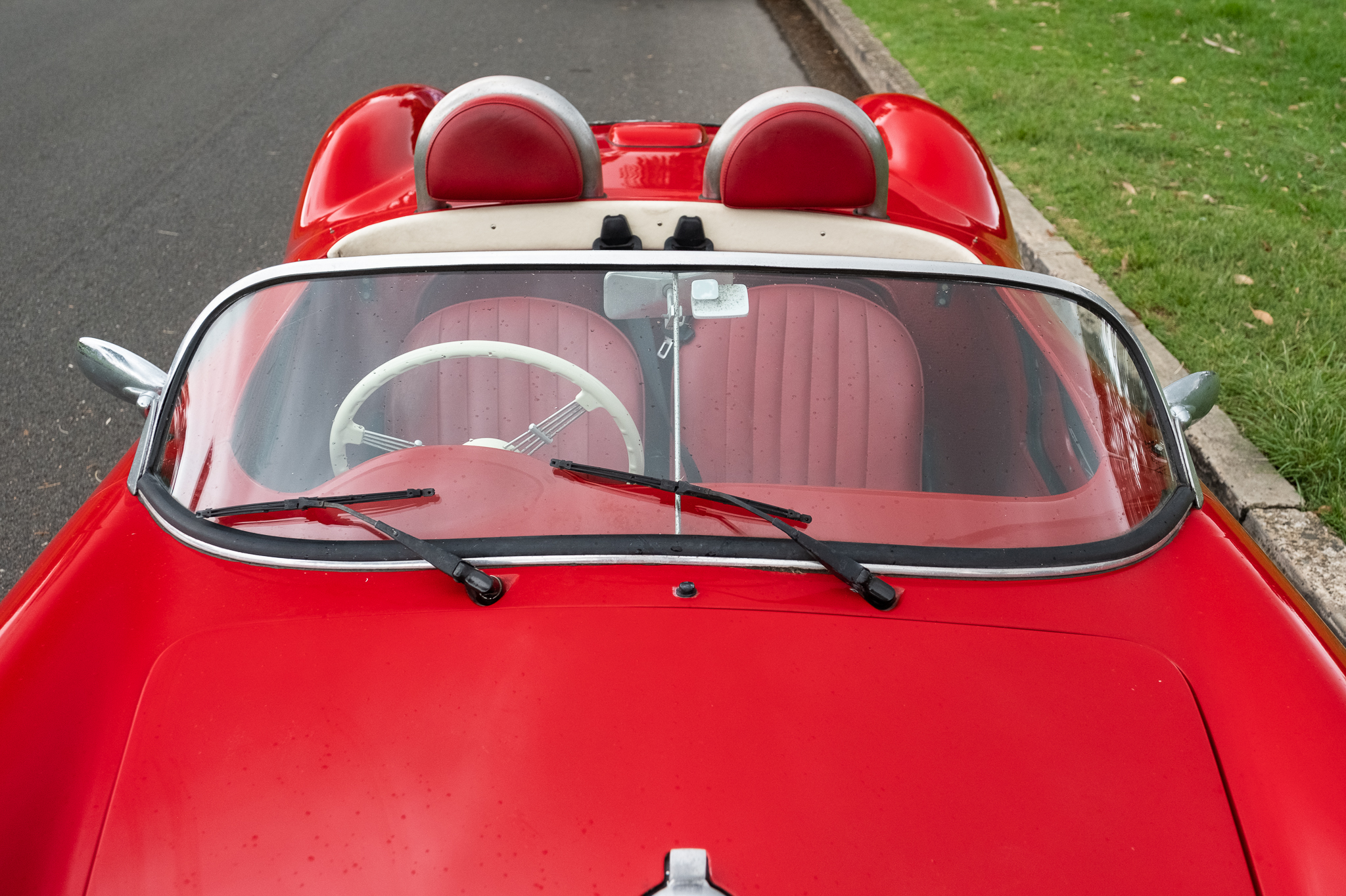 2009 CHAMONIX SPYDER 550S REPLICA