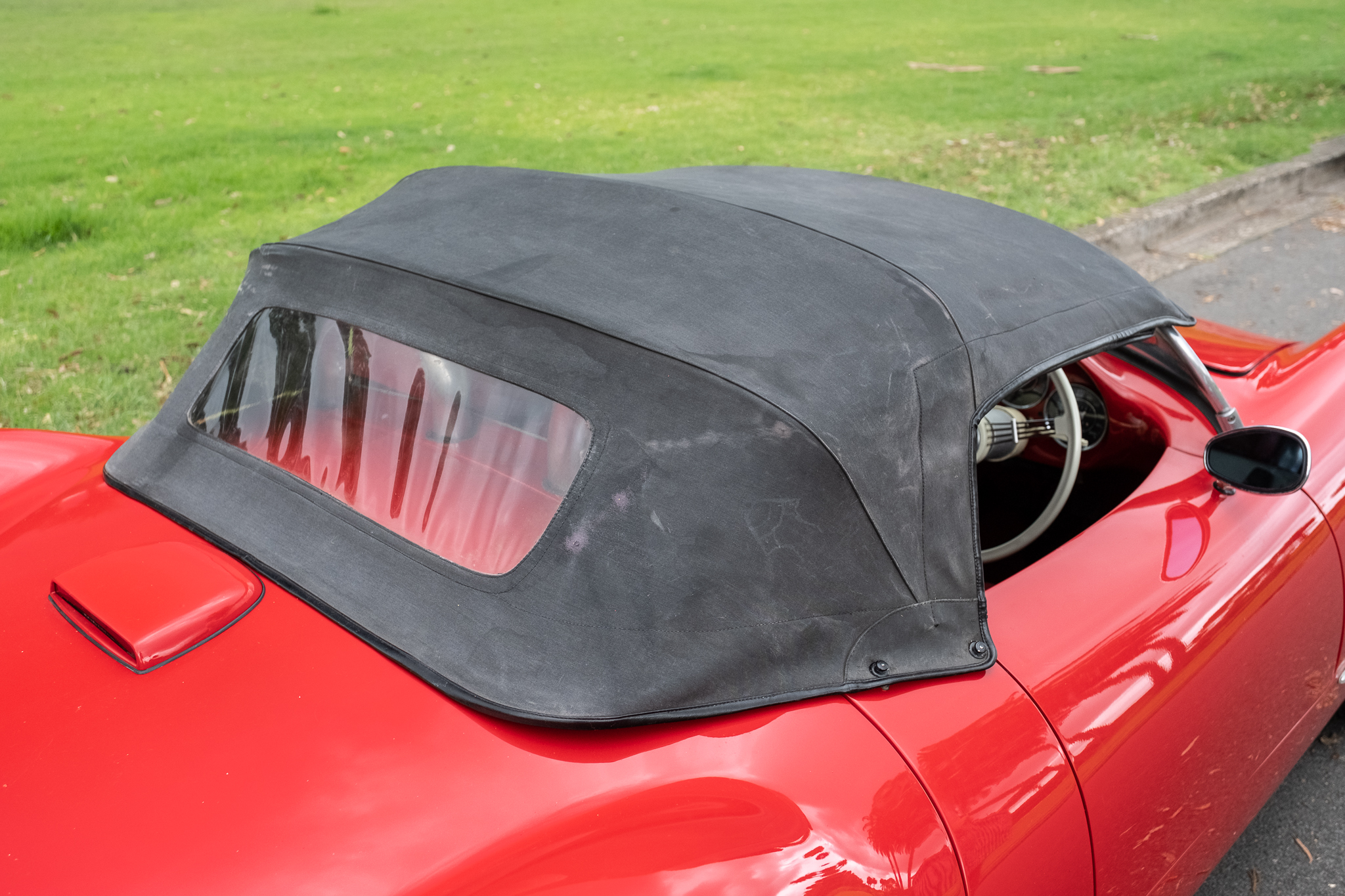 2009 CHAMONIX SPYDER 550S REPLICA