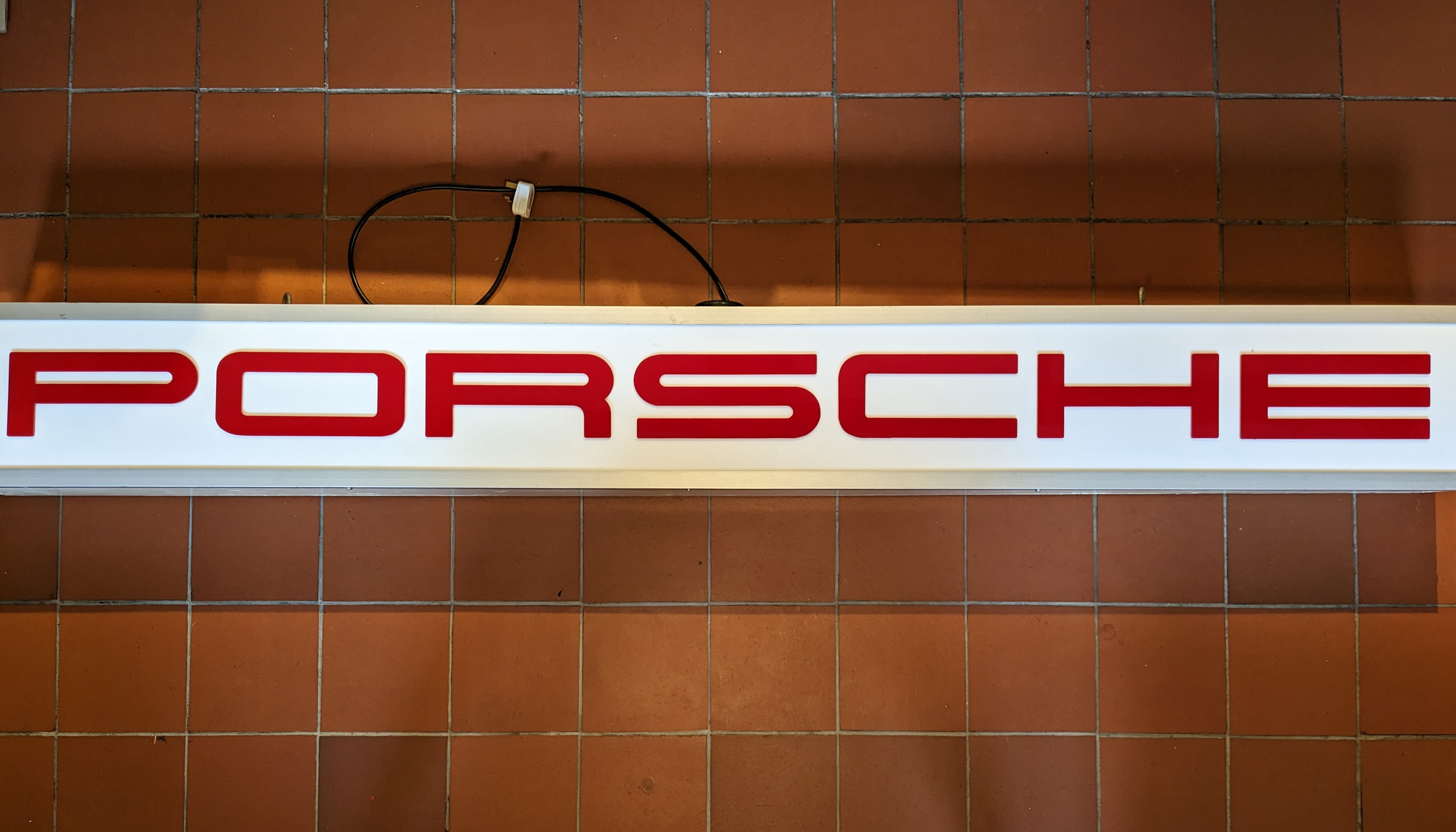 PORSCHE ILLUMINATED SIGN