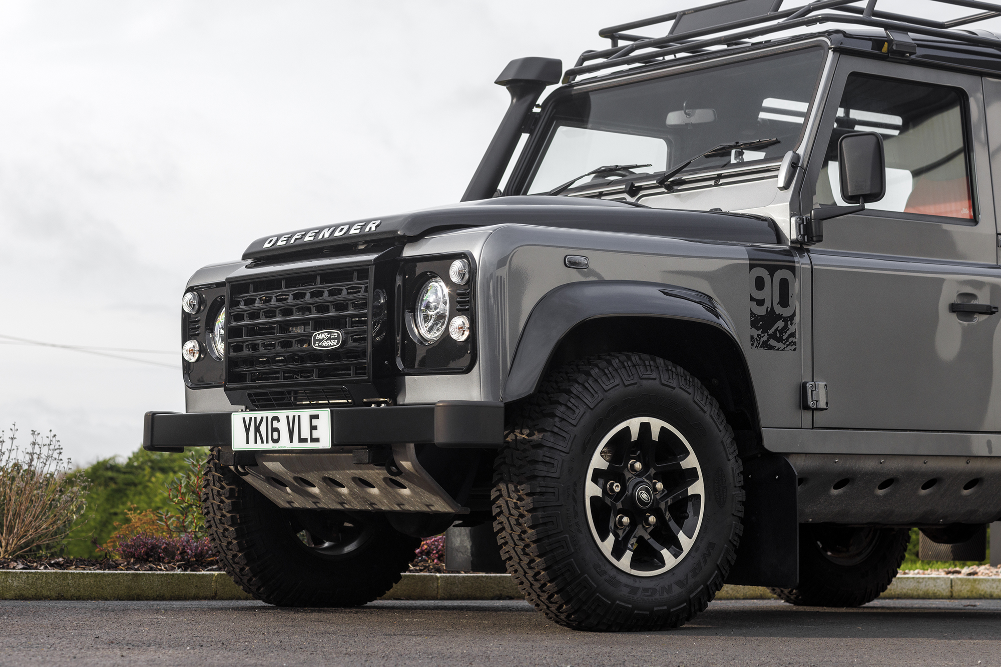 2016 LAND ROVER DEFENDER 90 ADVENTURE - 701 MILES
