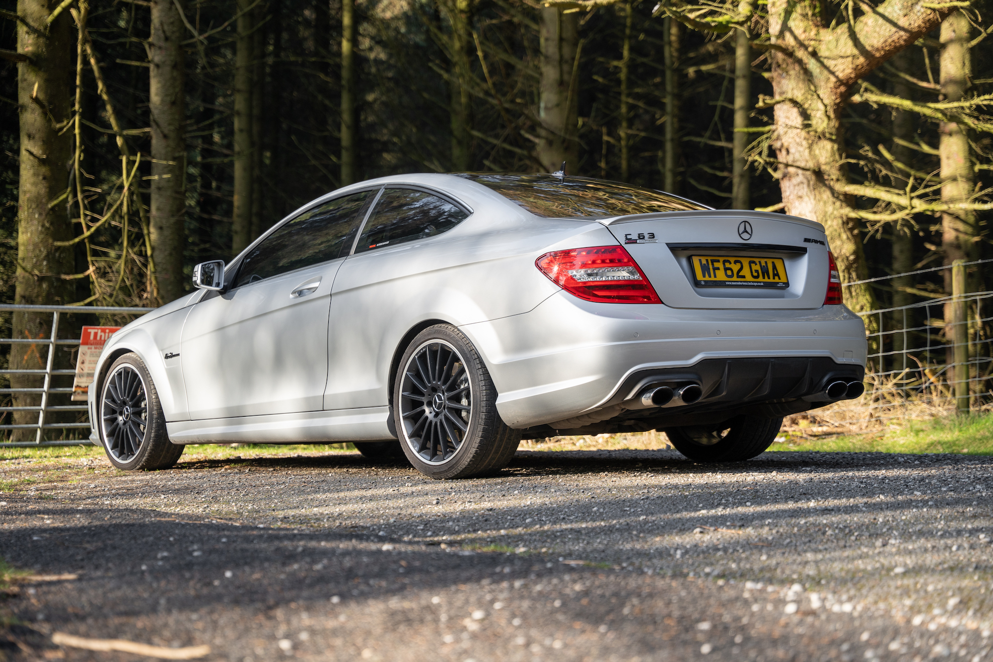 2012 MERCEDES-BENZ (W204) C63 AMG COUPE - SUPERCHARGED