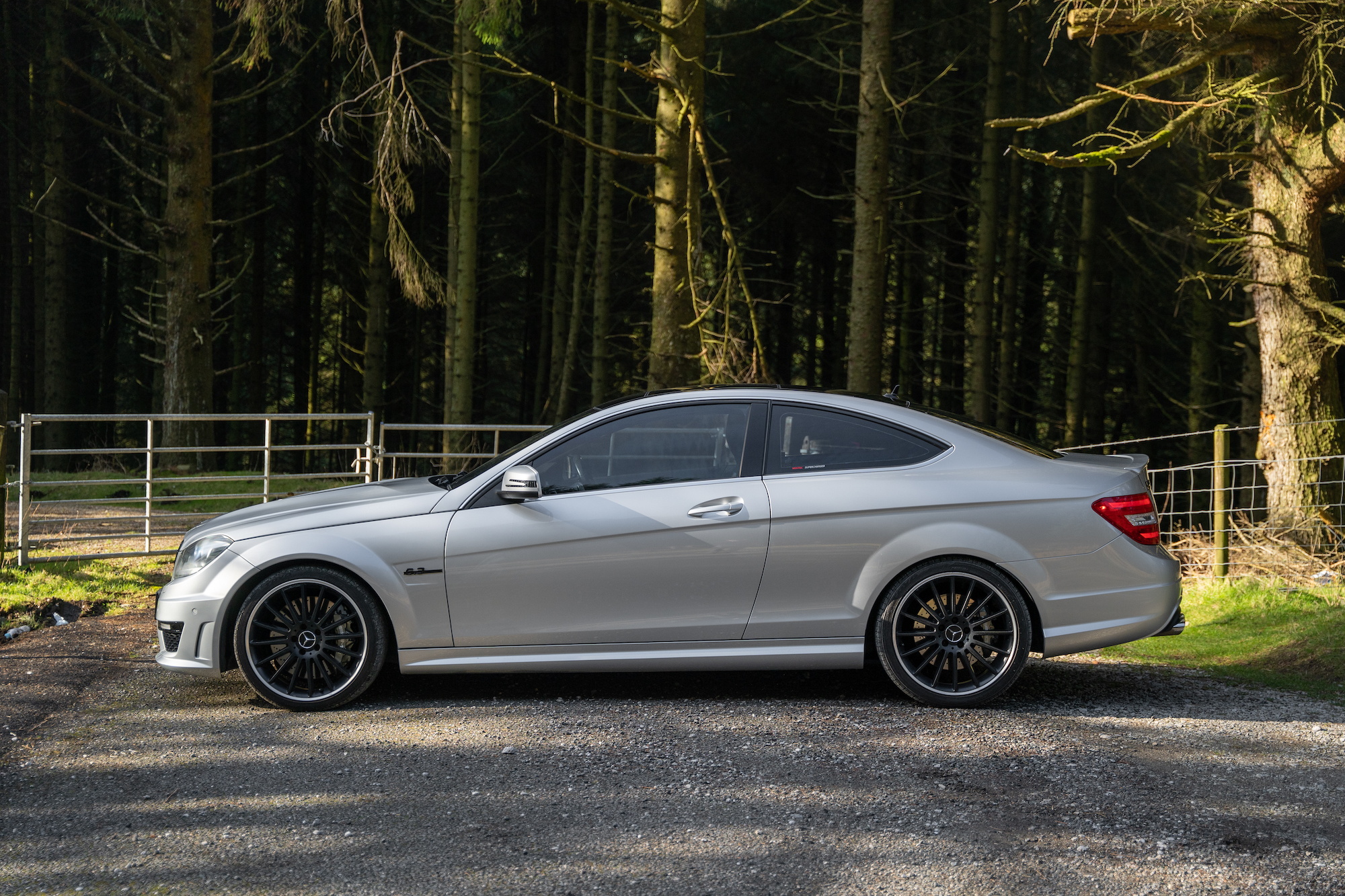 2012 MERCEDES-BENZ (W204) C63 AMG COUPE - SUPERCHARGED