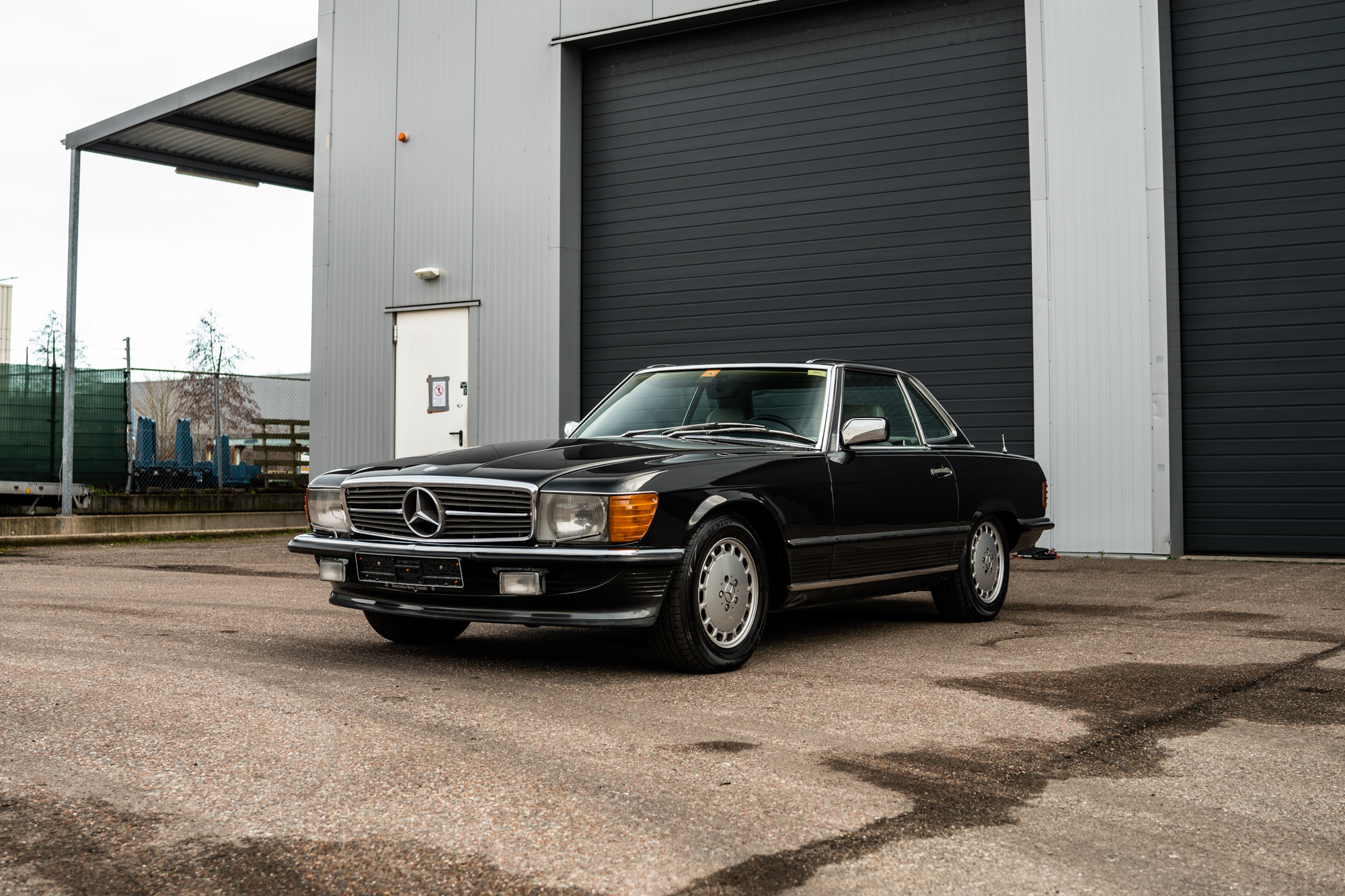 1987 MERCEDES-BENZ (R107) 500 SL for sale by auction in Rotterdam ...
