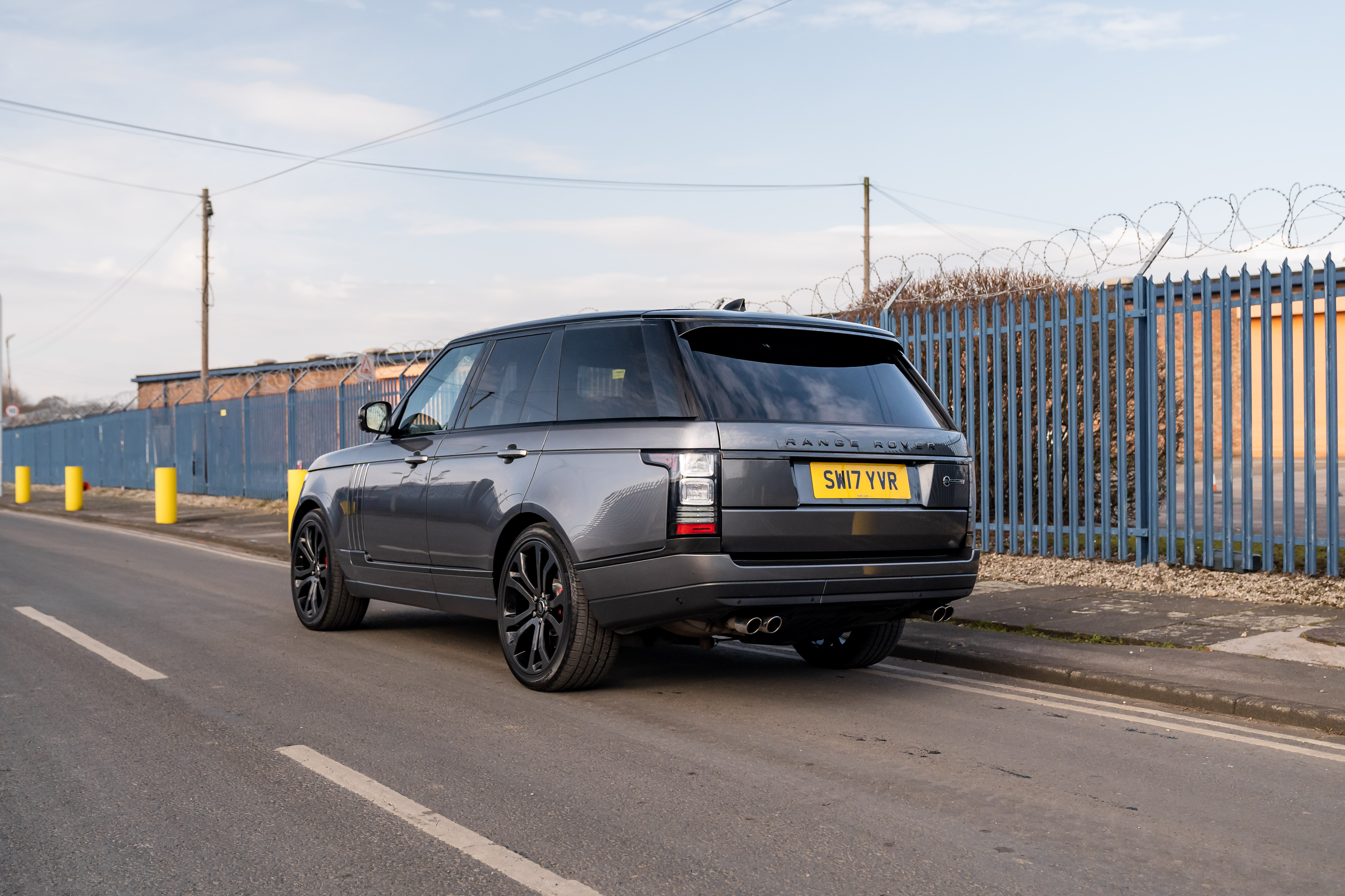 2017 RANGE ROVER SV AUTOBIOGRAPHY 5.0 V8 - 15,927 MILES