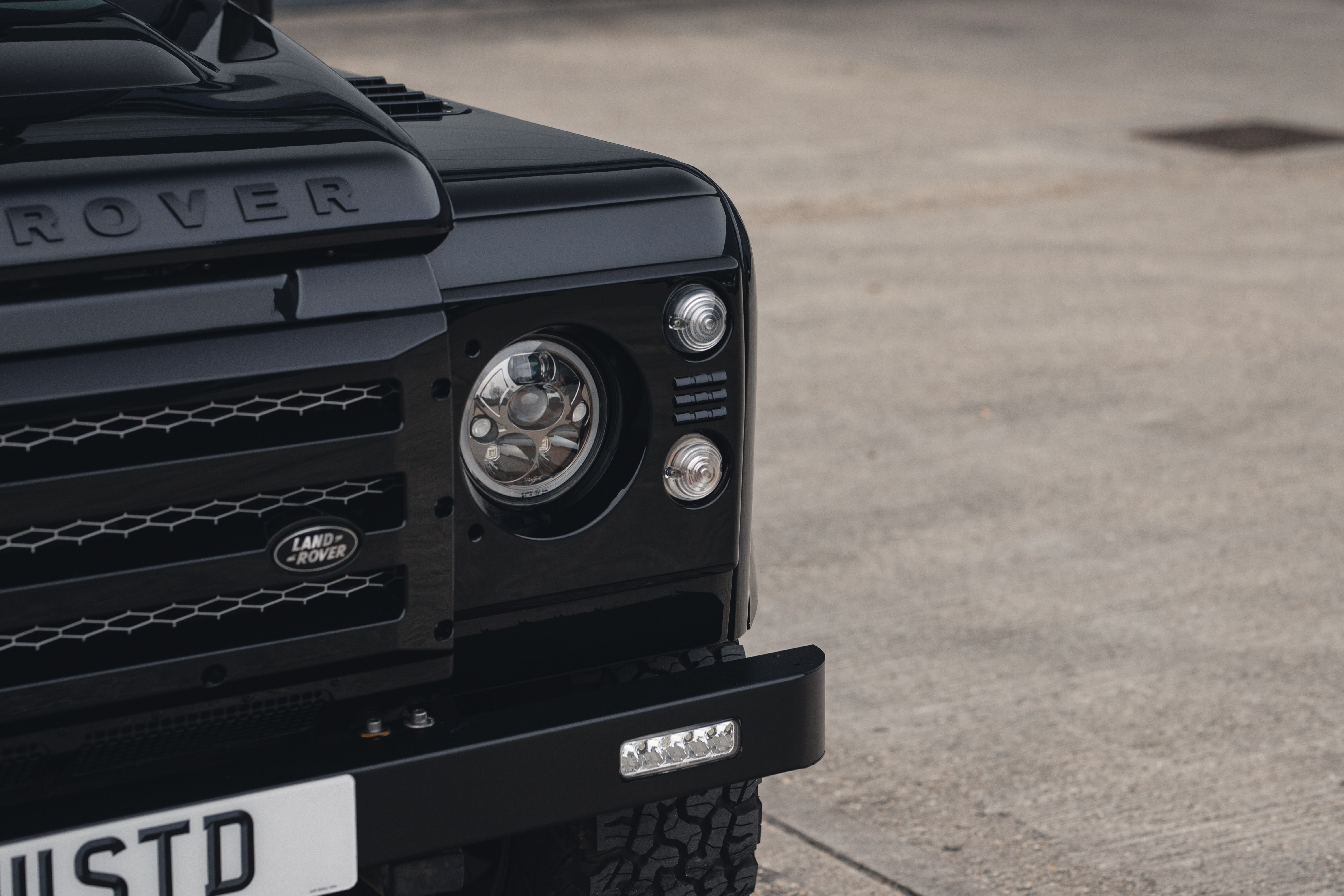2013 LAND ROVER DEFENDER 110 XS 'TWISTED'