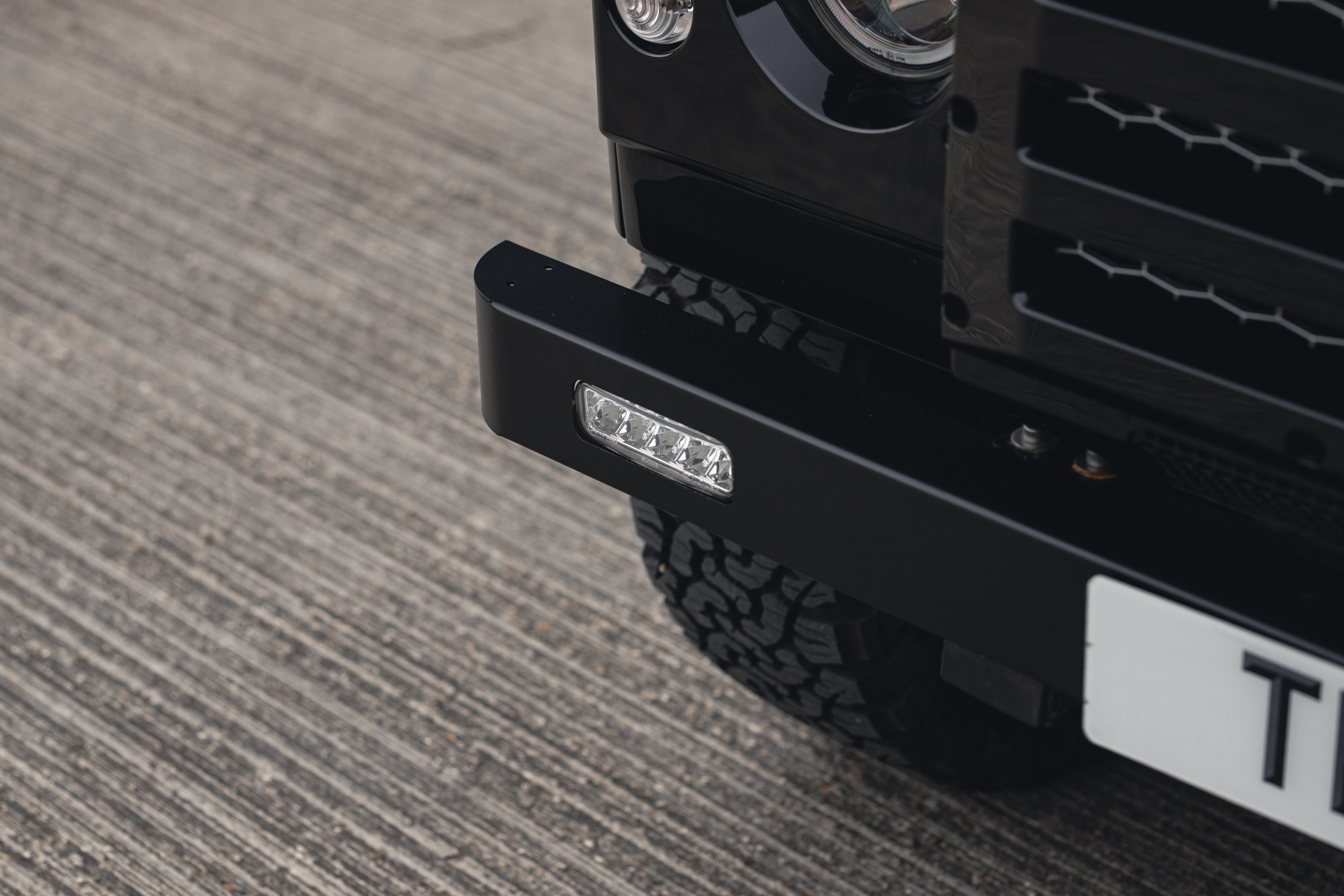 2013 LAND ROVER DEFENDER 110 XS 'TWISTED'