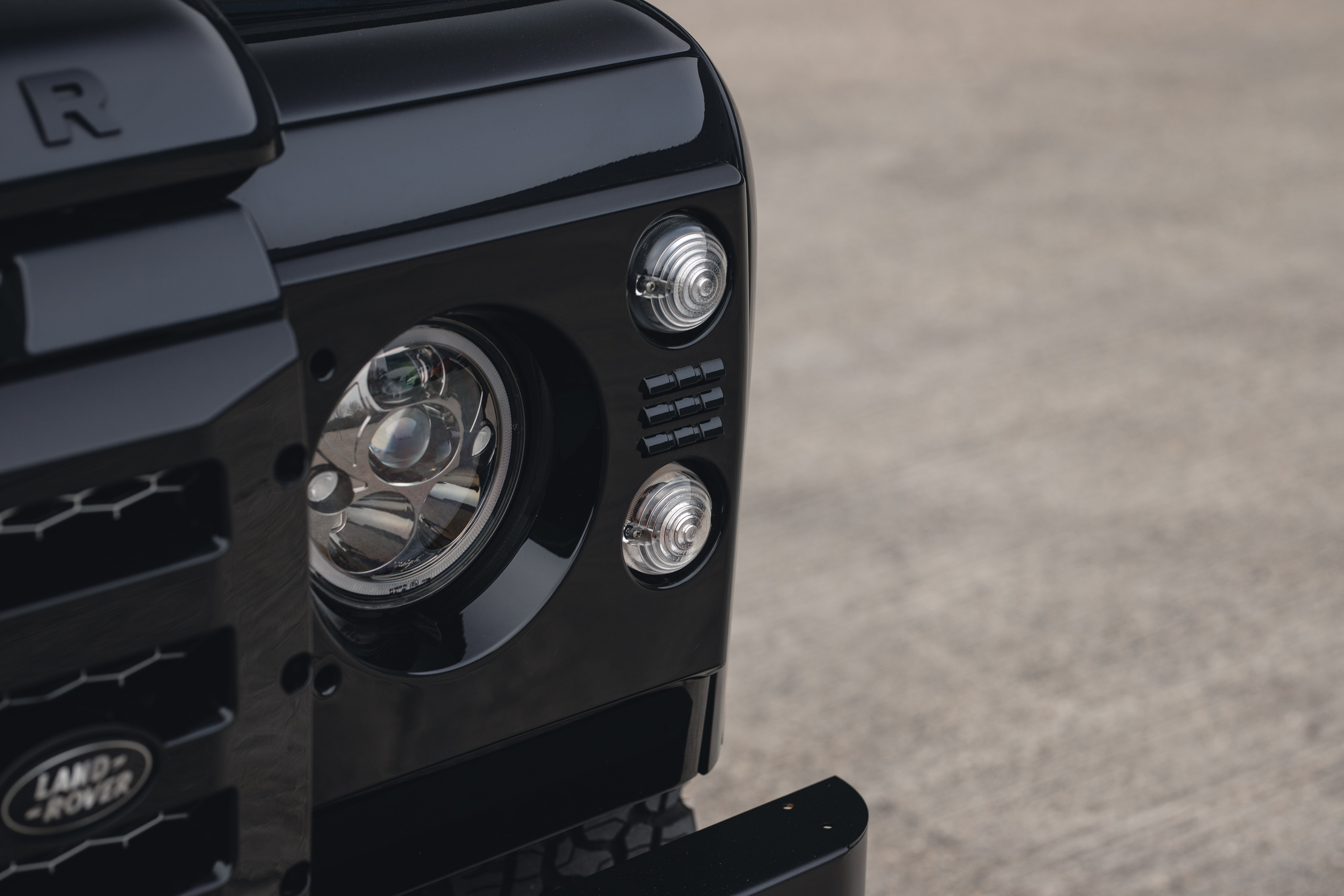 2013 LAND ROVER DEFENDER 110 XS 'TWISTED'