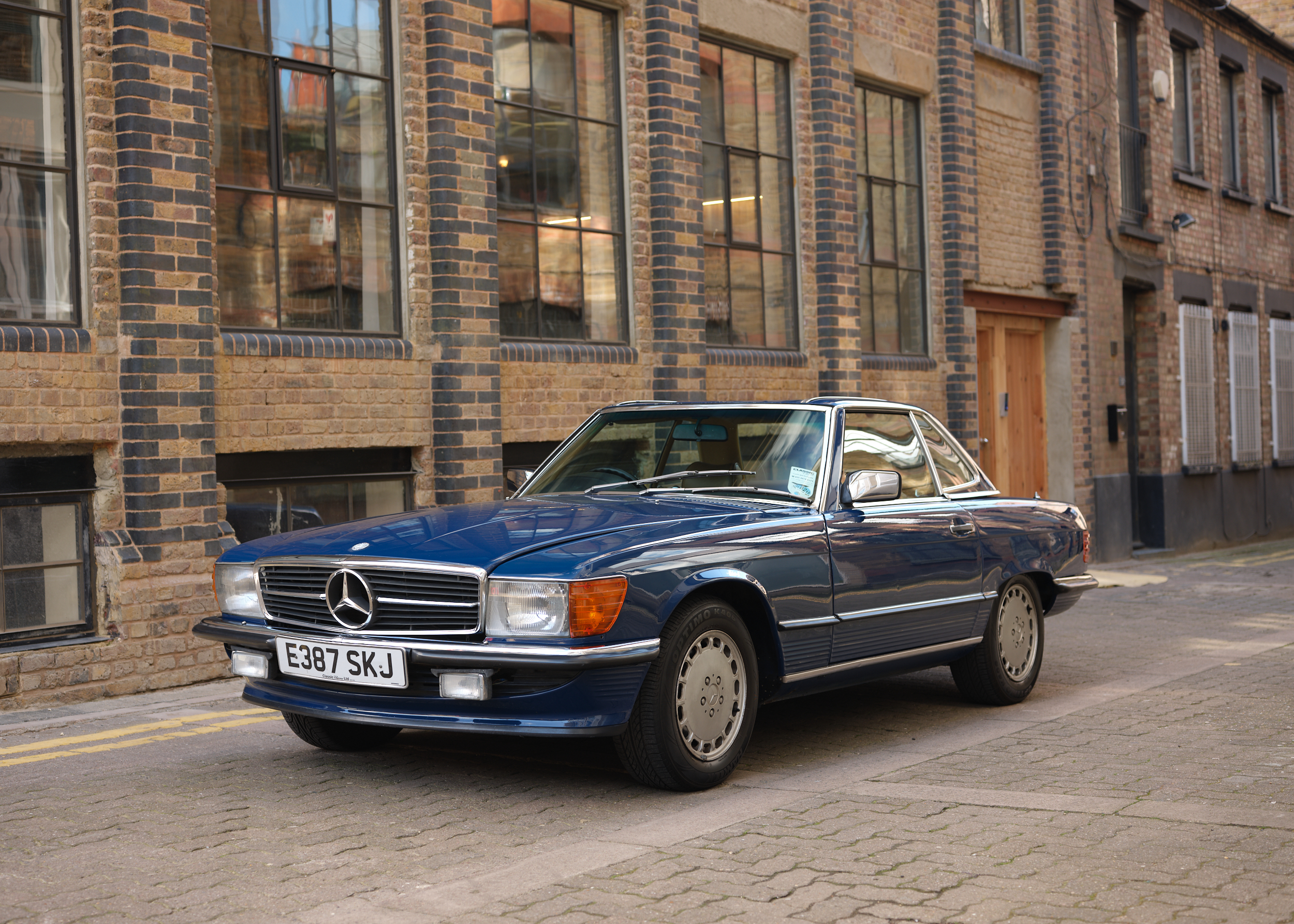 1987 MERCEDES-BENZ (R107) 500 SL