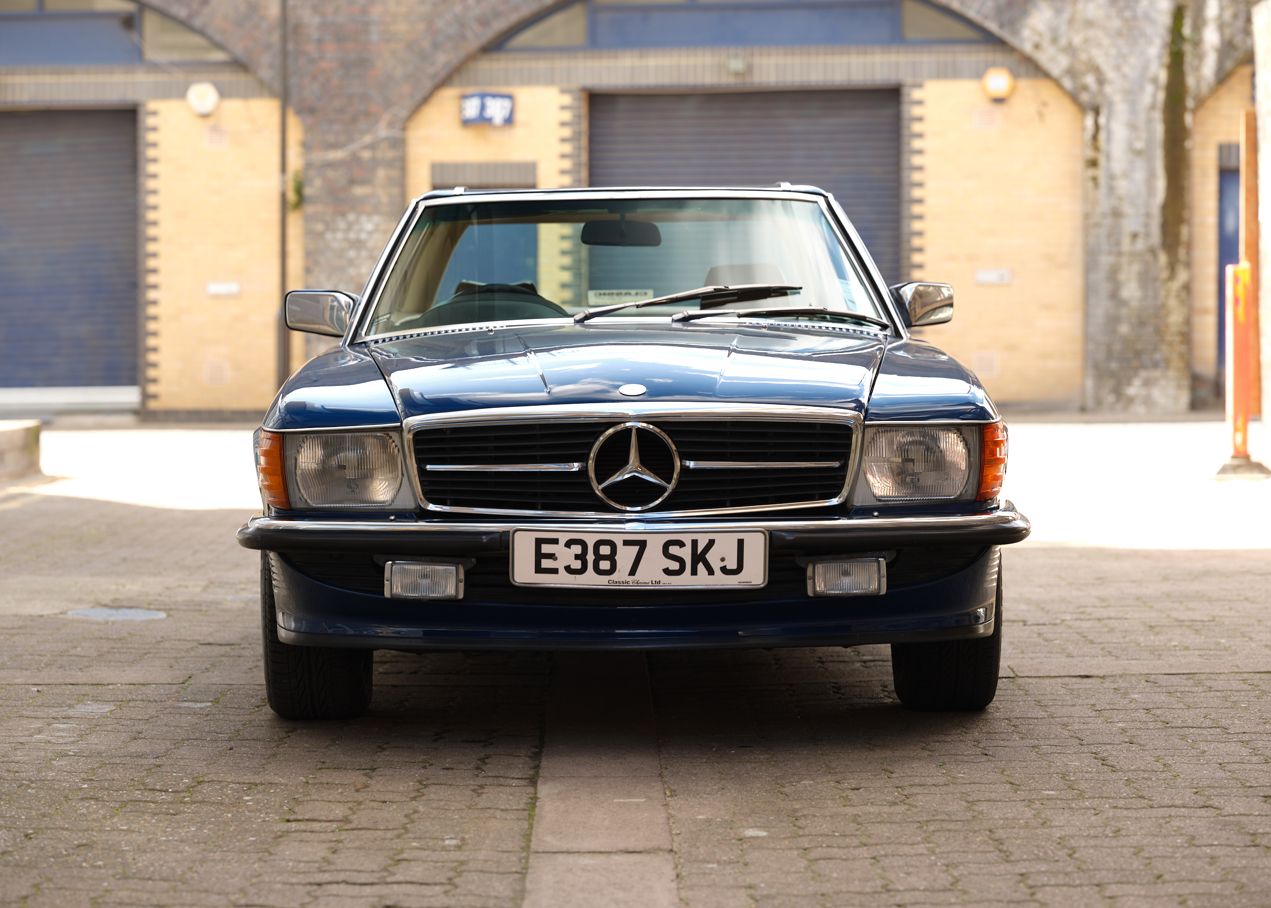 1987 MERCEDES-BENZ (R107) 500 SL