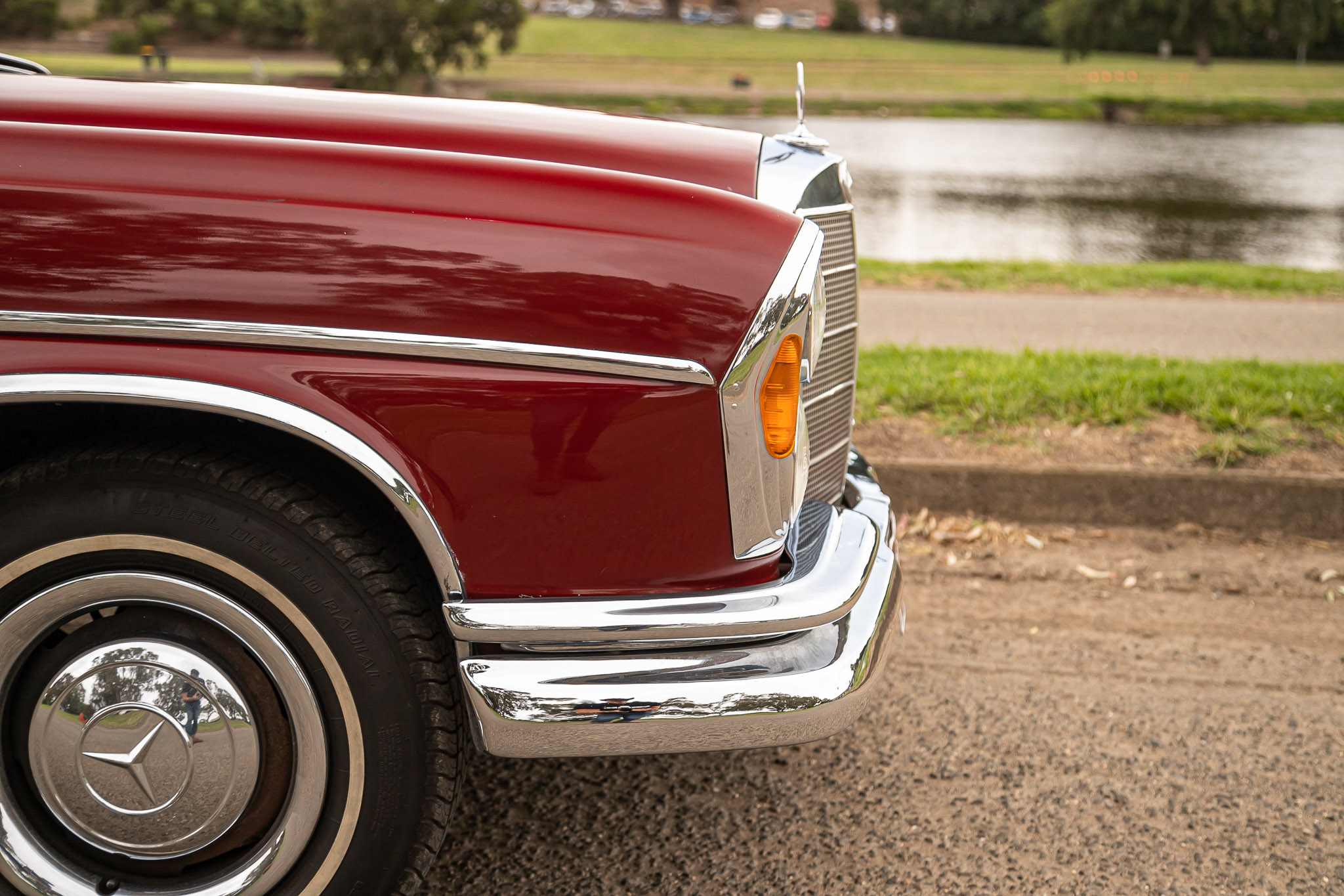 1967 MERCEDES-BENZ (W112) 300SE COUPE