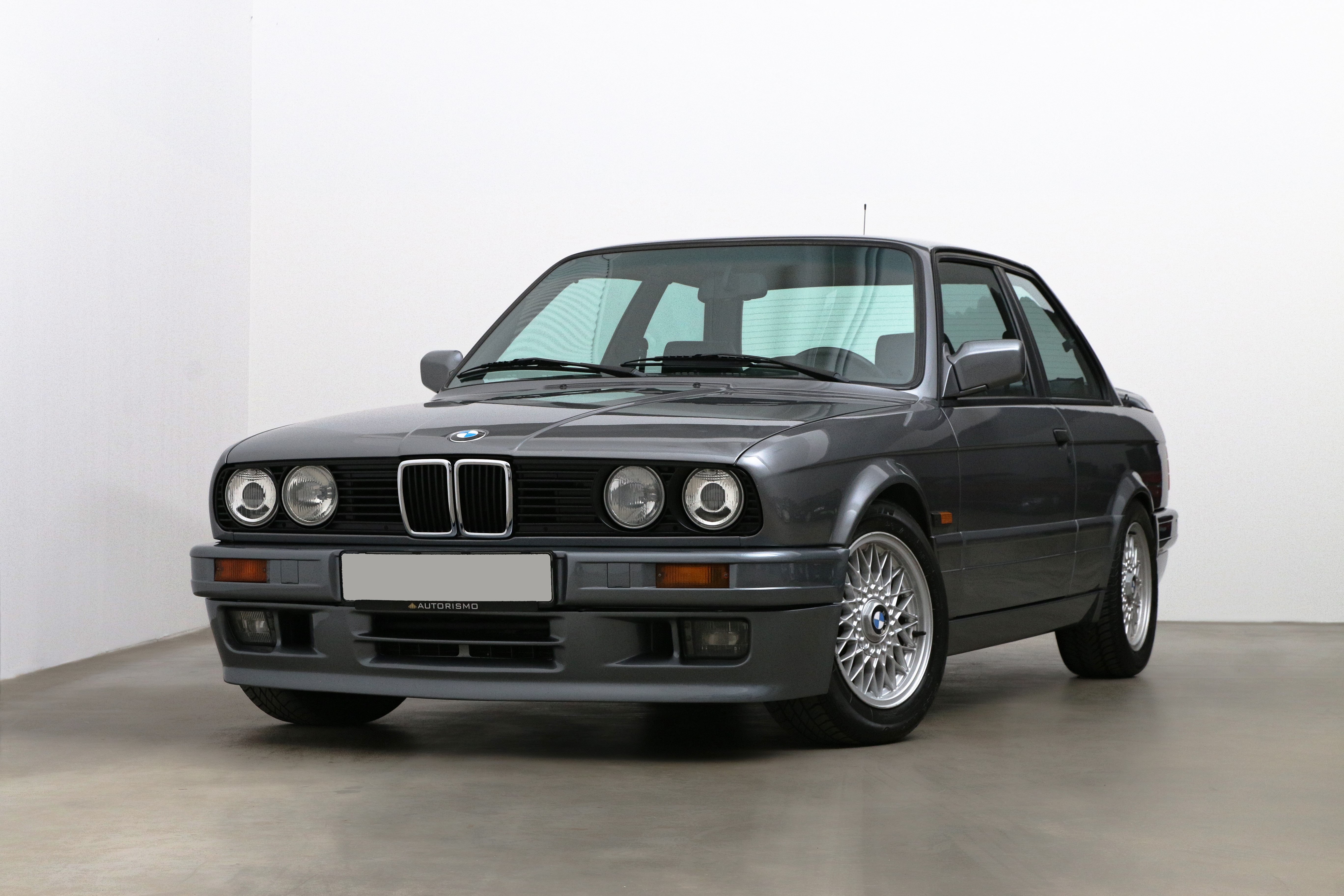1990 BMW (E30) 320IS