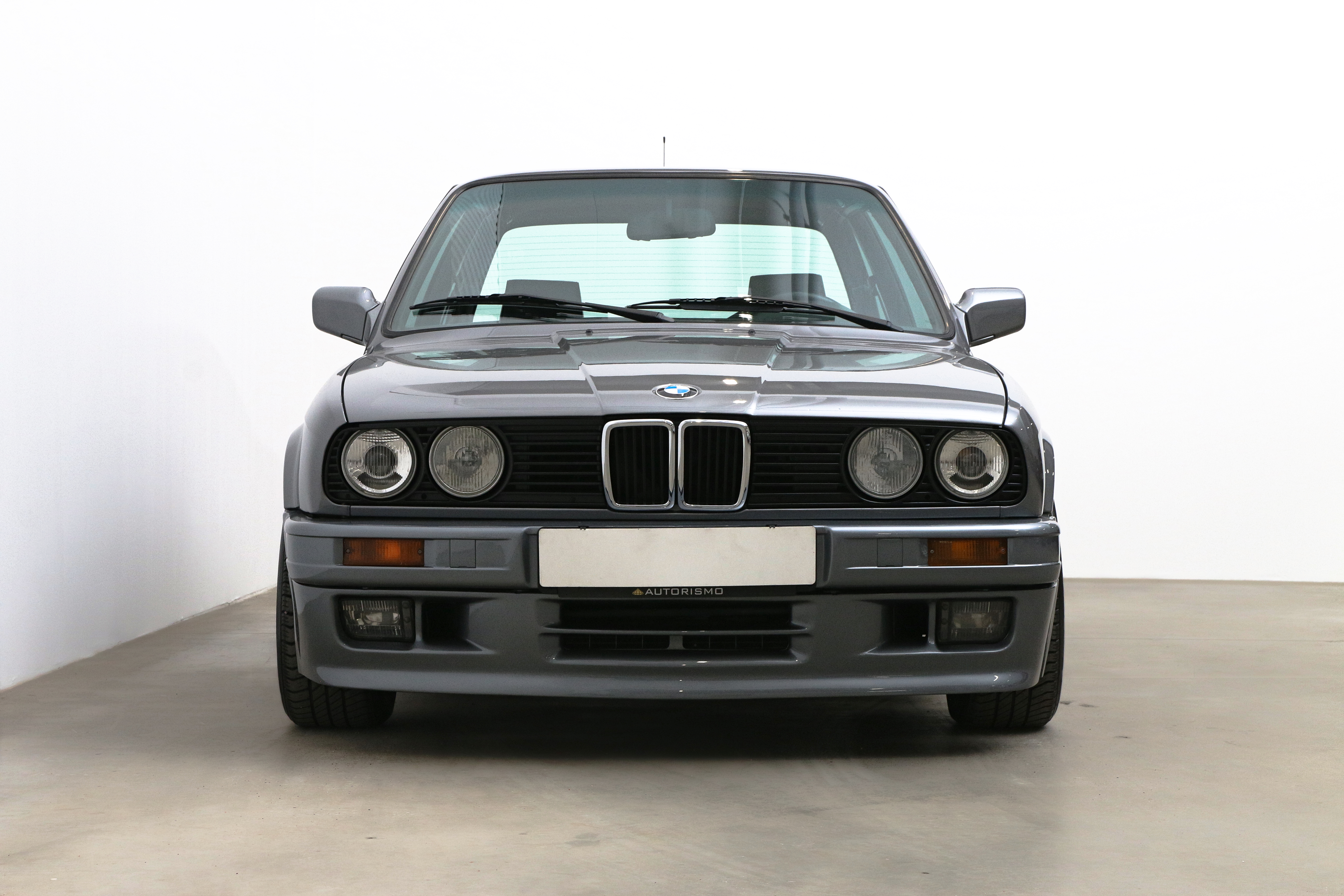1990 BMW (E30) 320IS