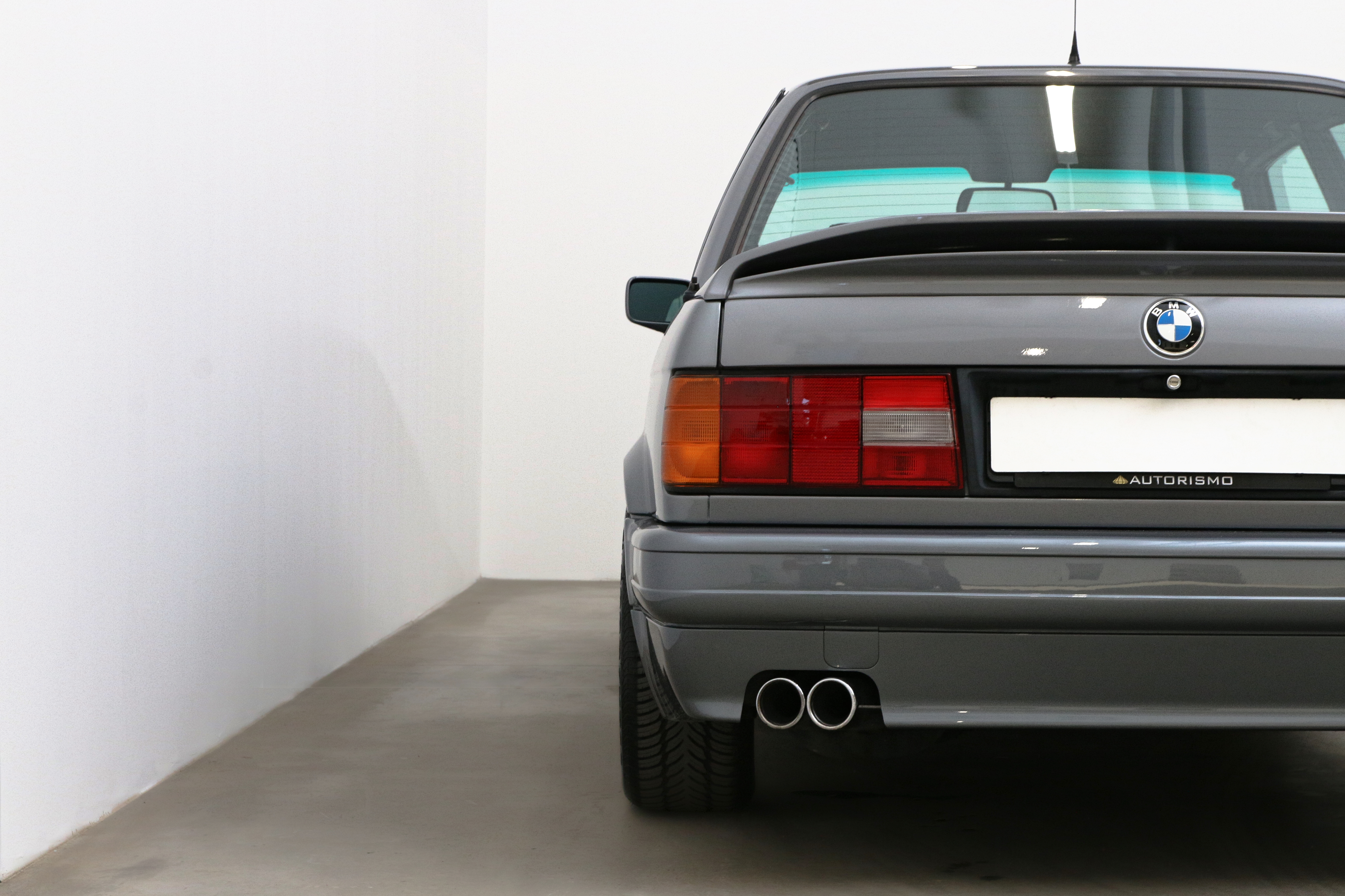 1990 BMW (E30) 320IS