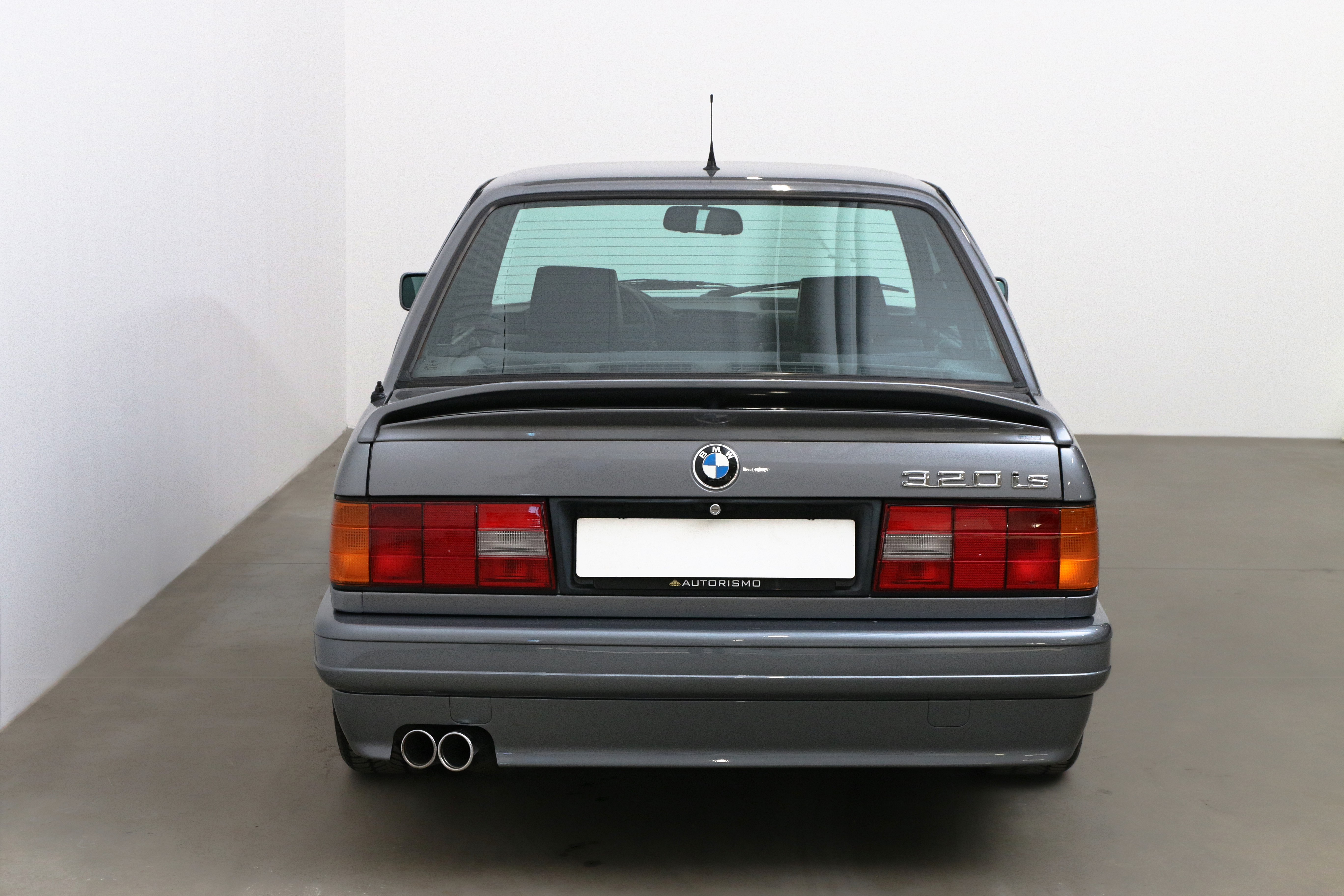 1990 BMW (E30) 320IS