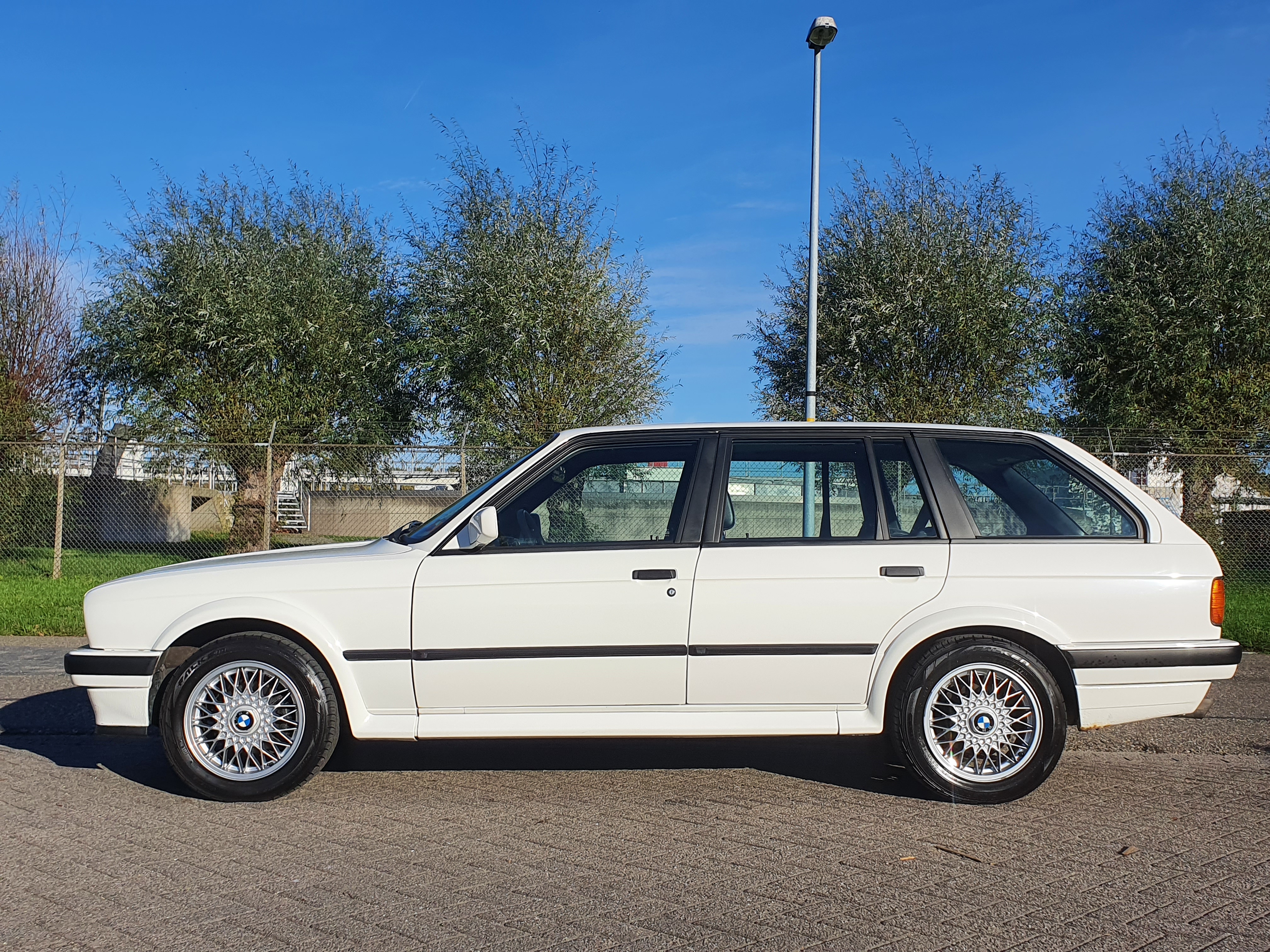 1991 BMW (E30) 325IX TOURING
