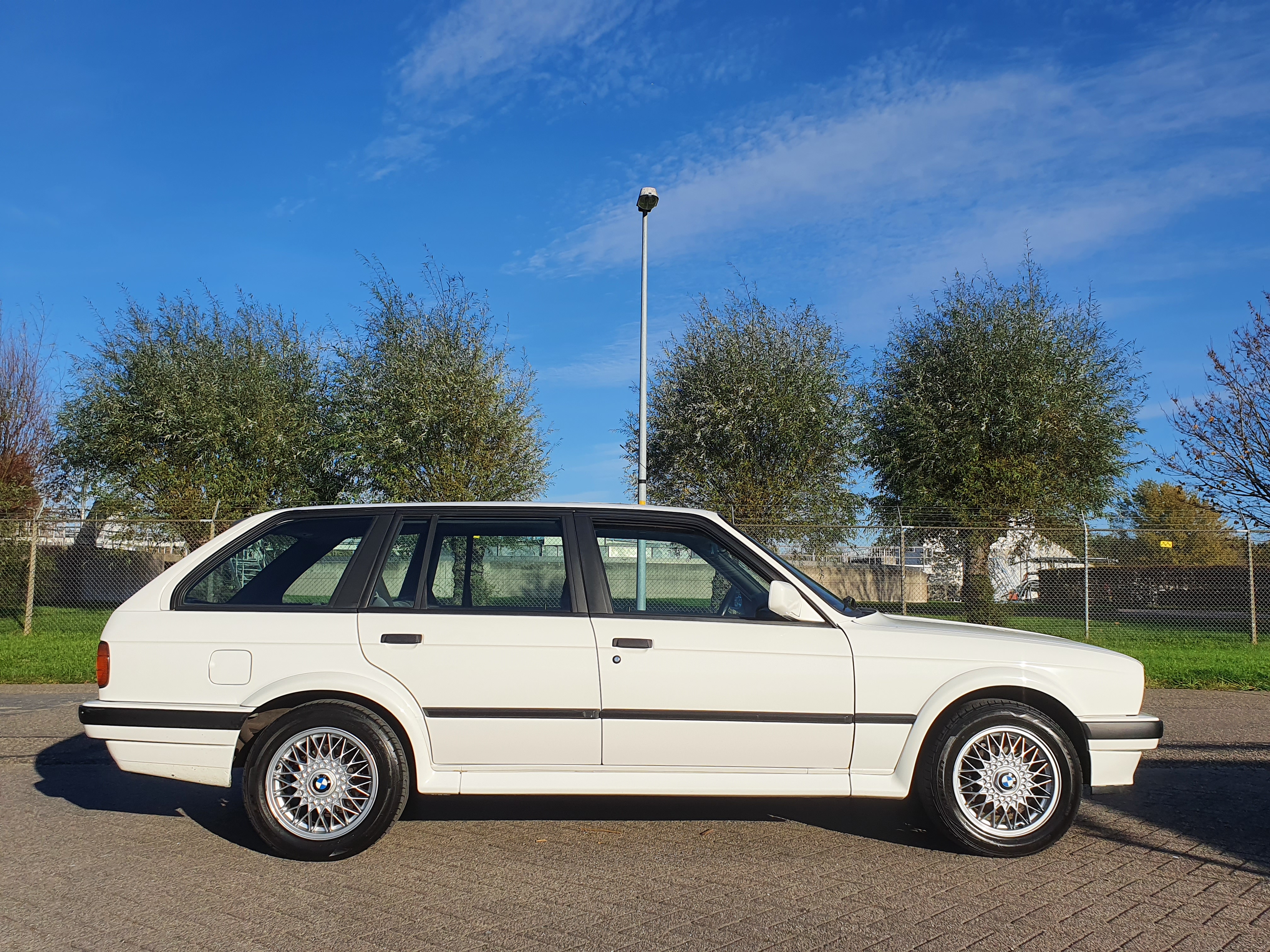 1991 BMW (E30) 325IX TOURING