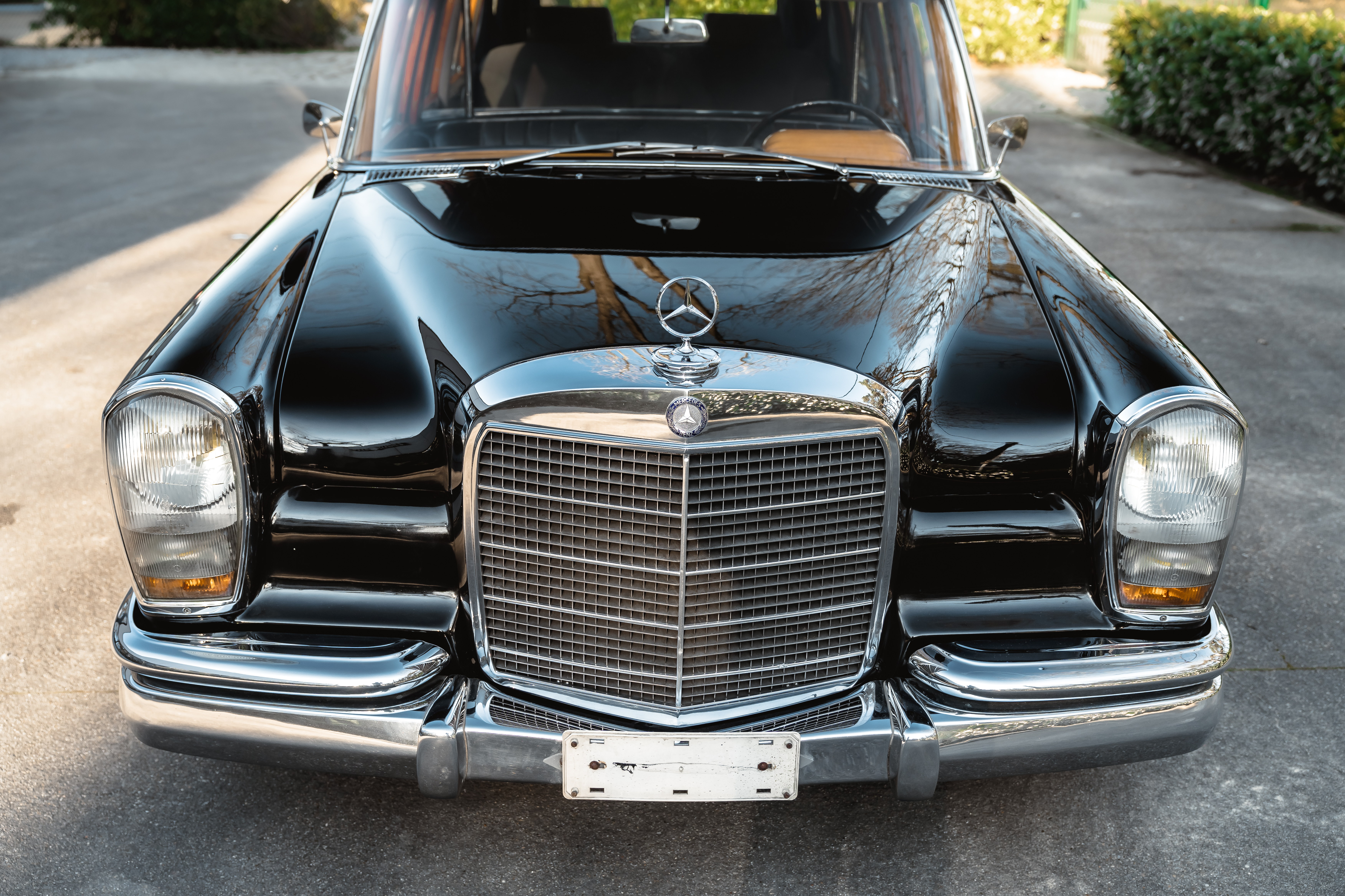1964 MERCEDES-BENZ (W100) 600 PULLMAN