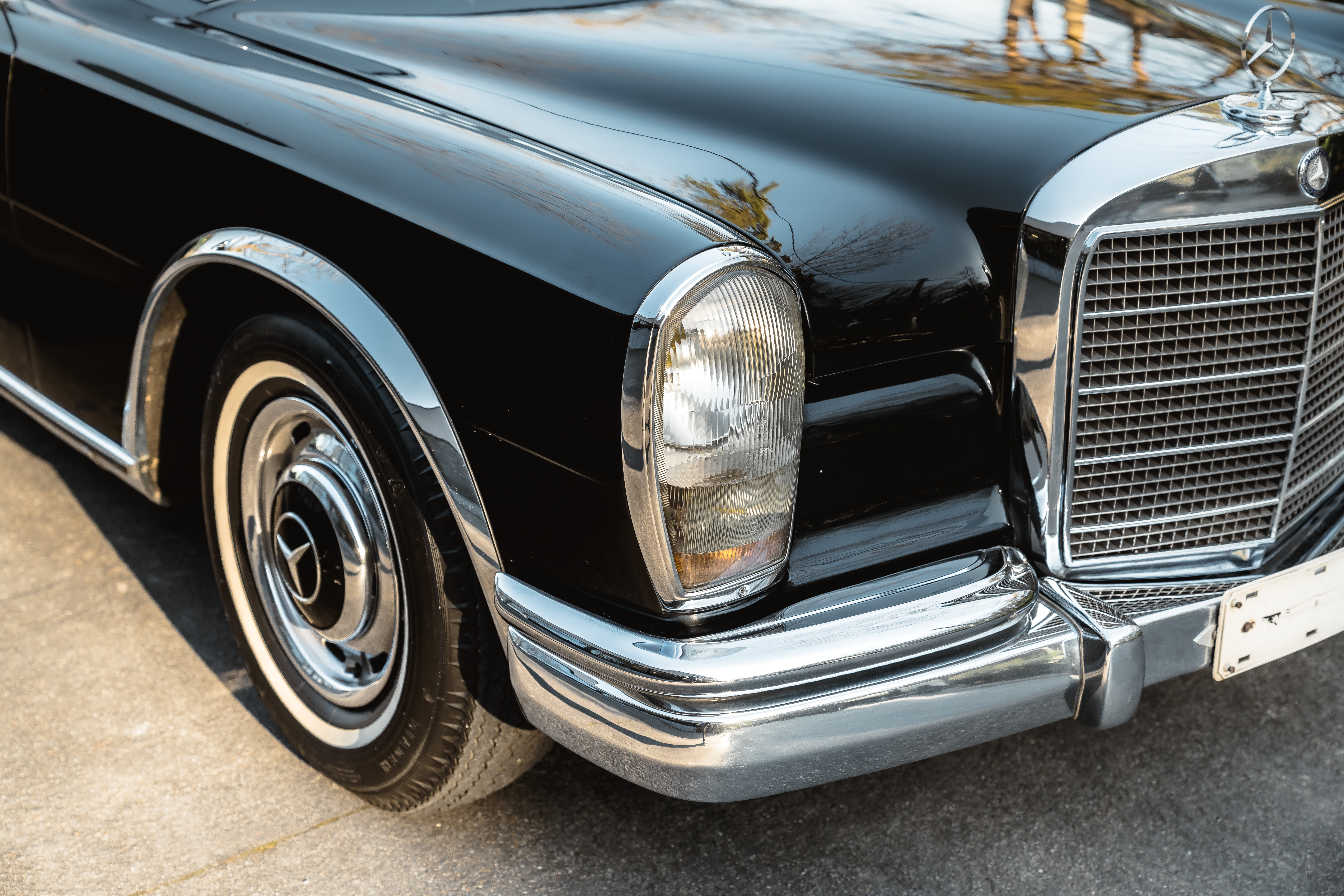 1964 MERCEDES-BENZ (W100) 600 PULLMAN