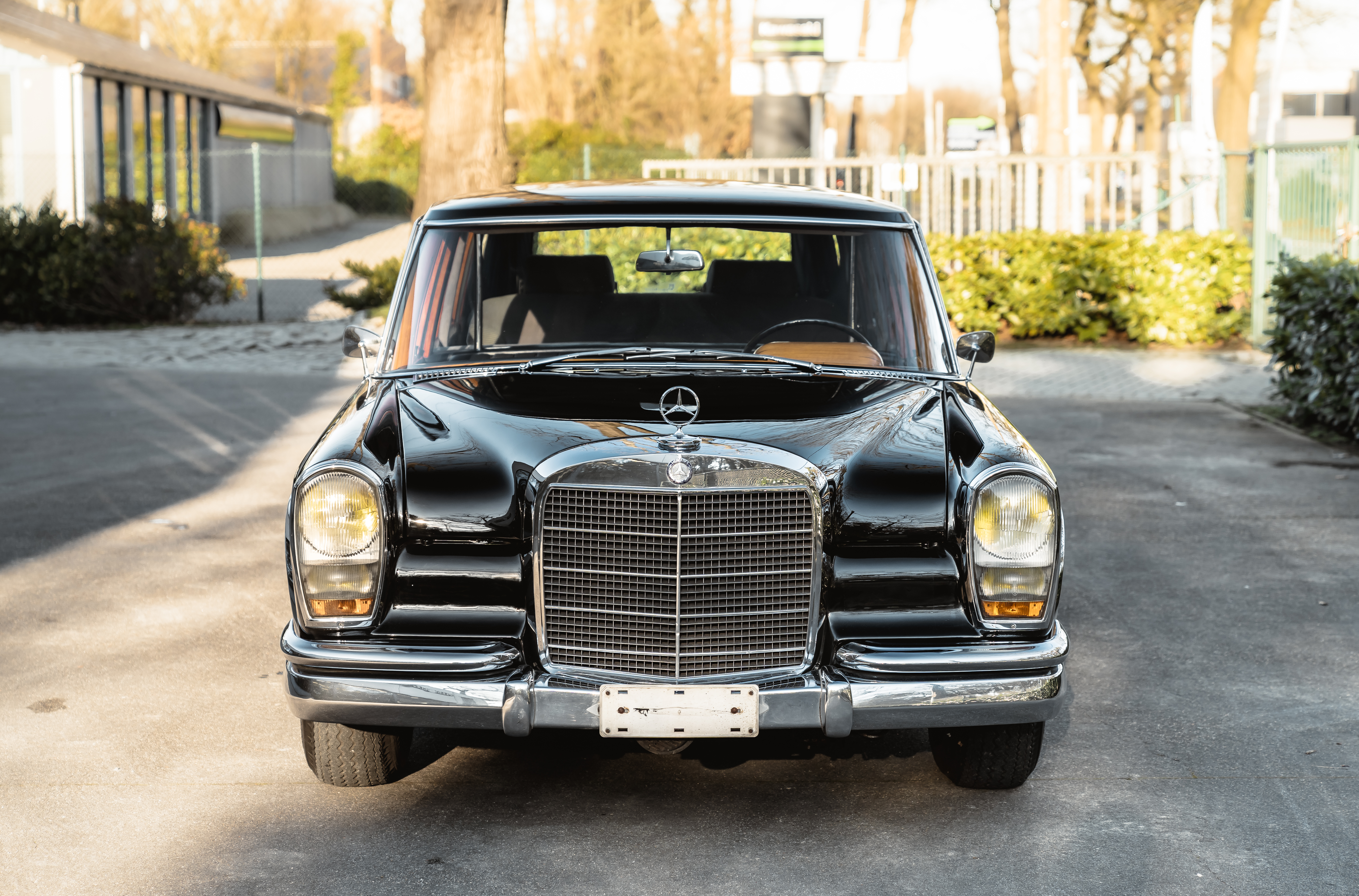 1964 MERCEDES-BENZ (W100) 600 PULLMAN