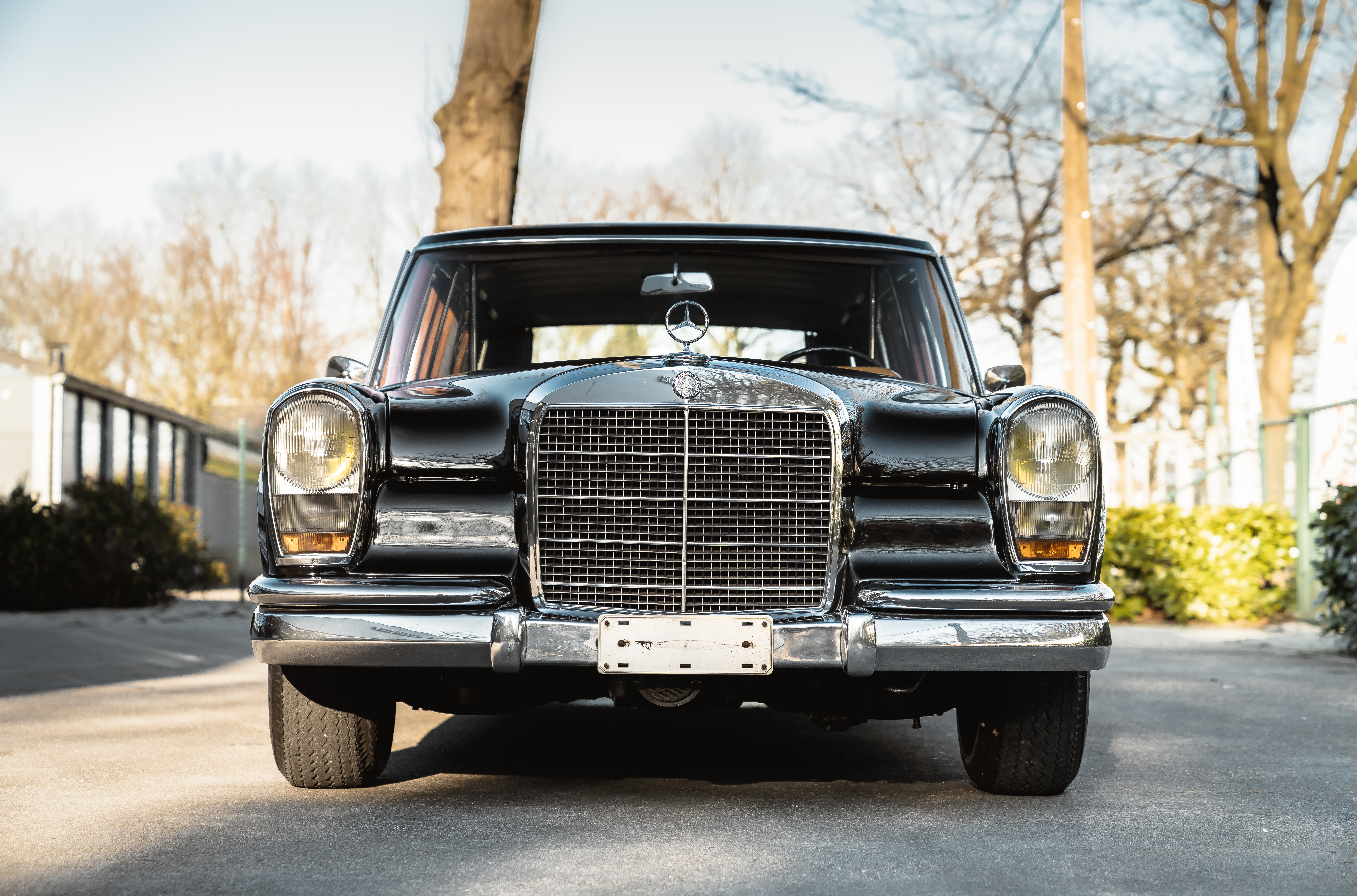 1964 MERCEDES-BENZ (W100) 600 PULLMAN