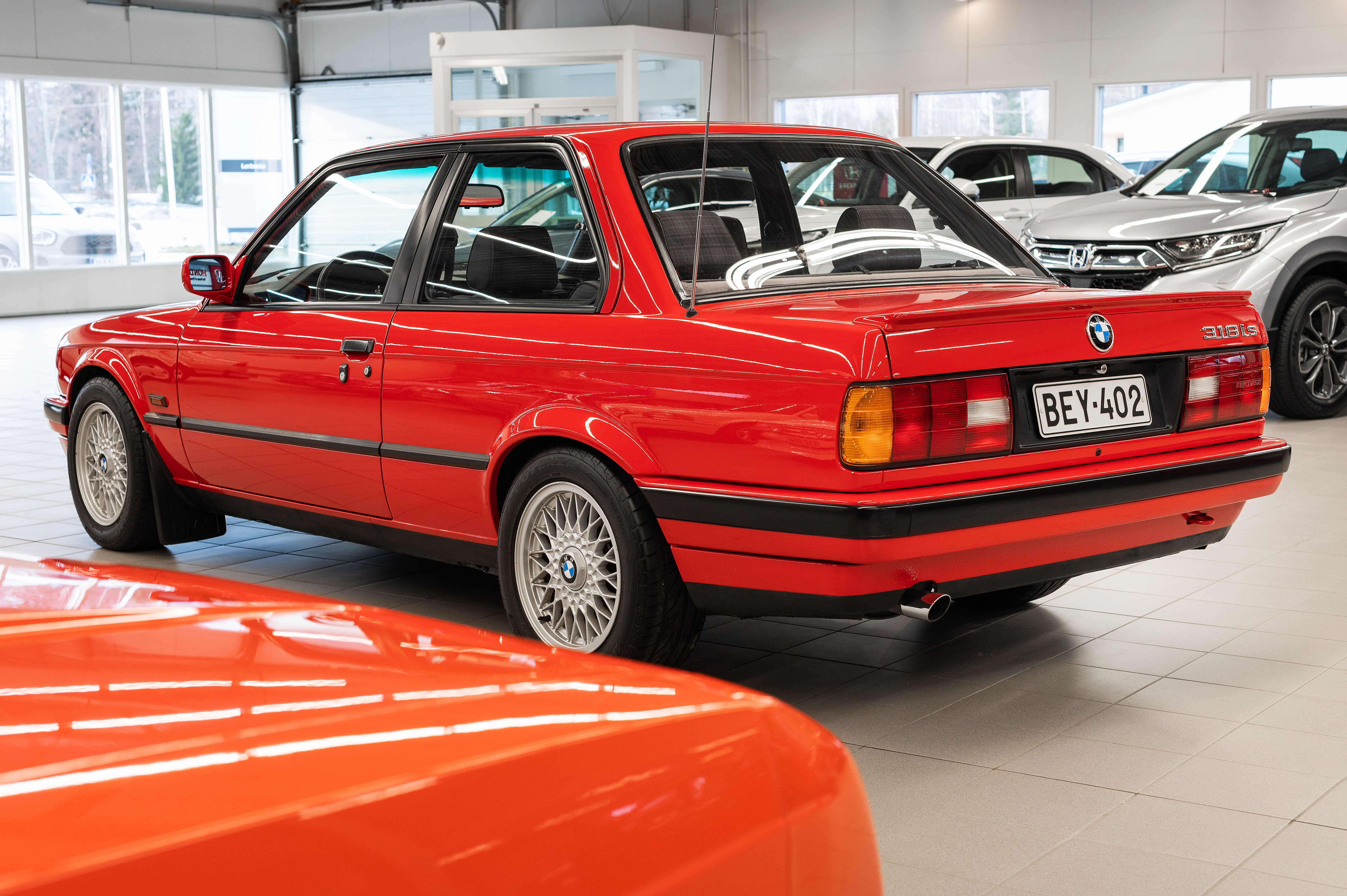 1990 BMW (E30) 318IS