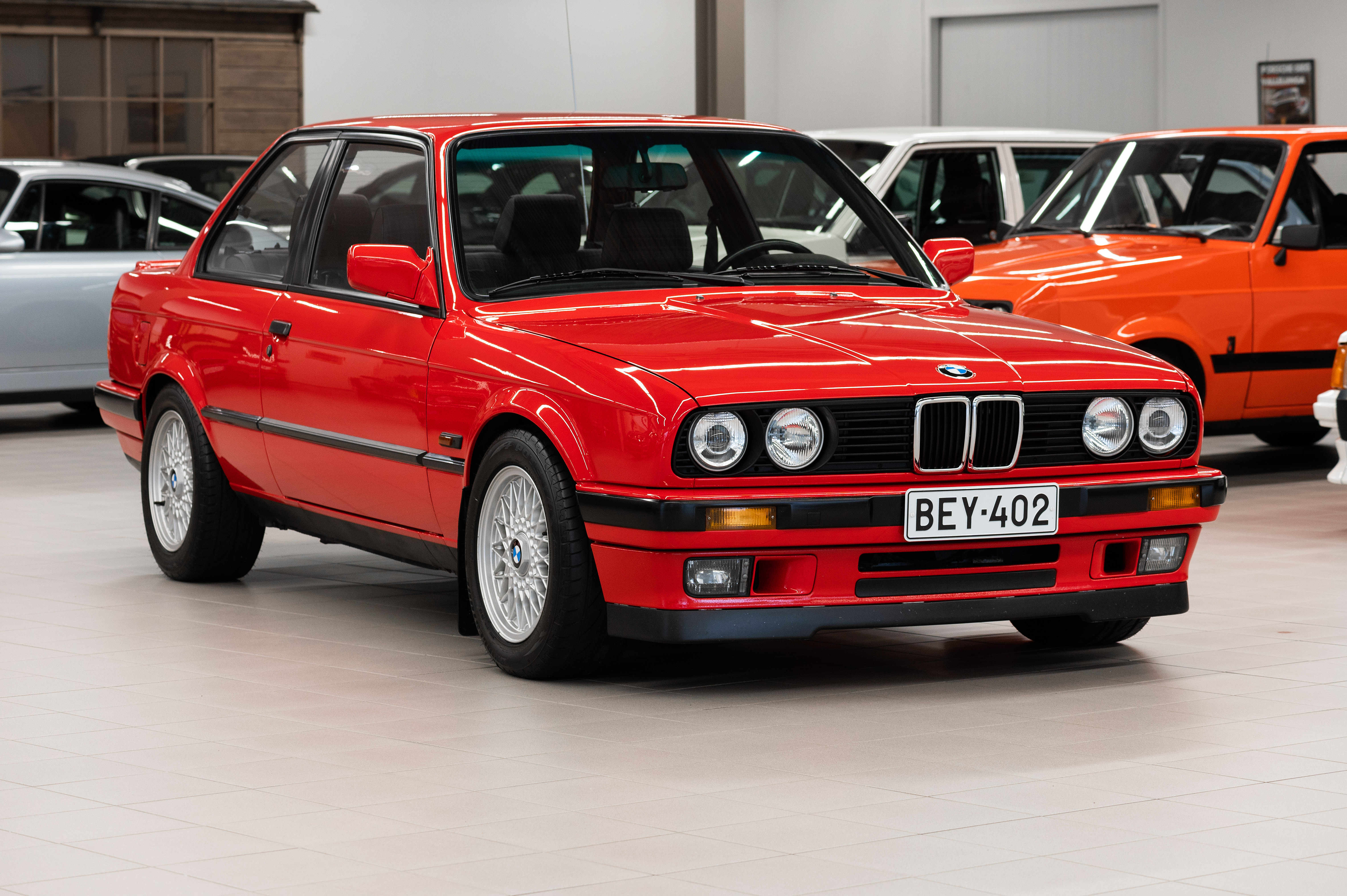 1990 BMW (E30) 318IS
