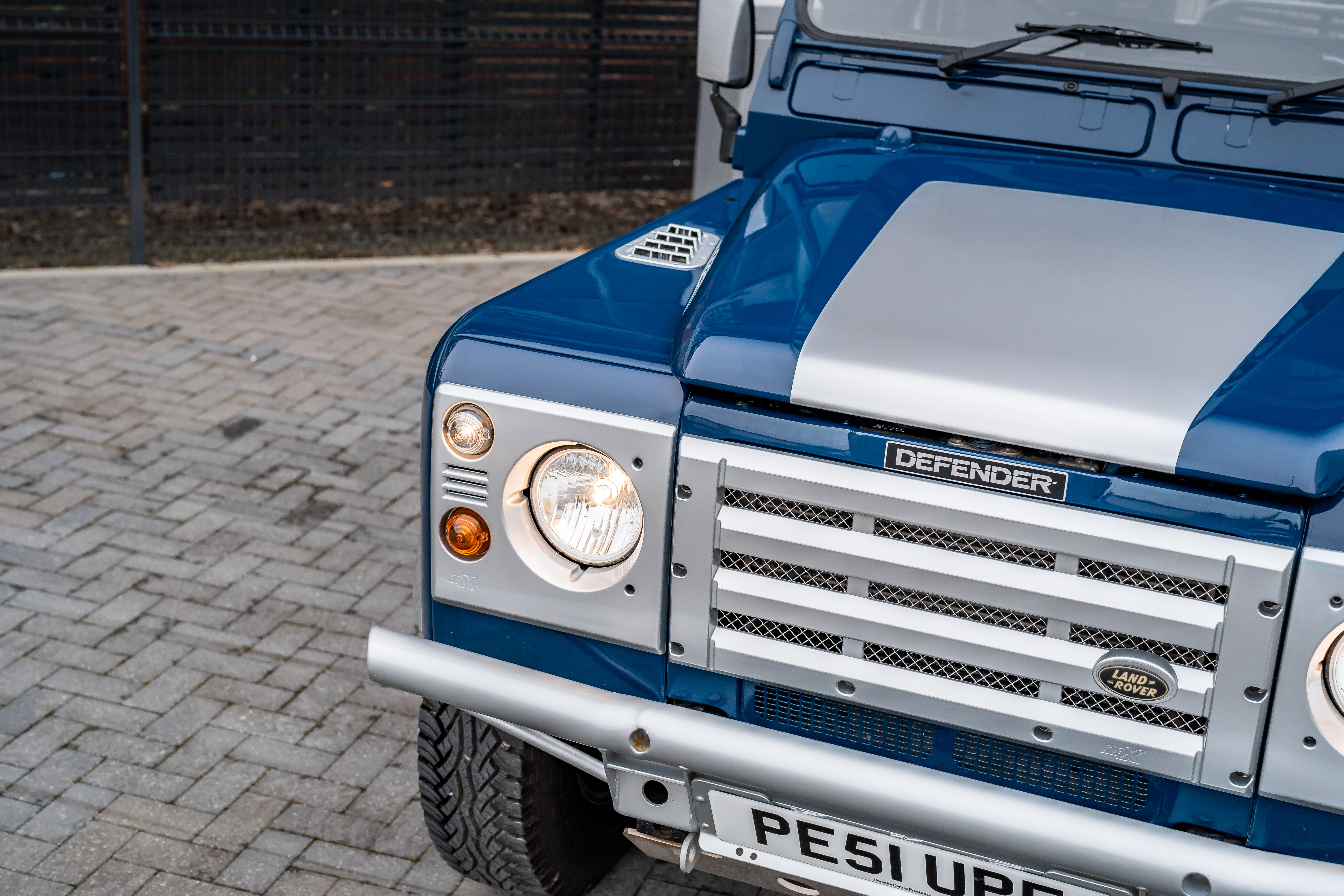 2002 LAND ROVER DEFENDER 90 TD5 PICK UP