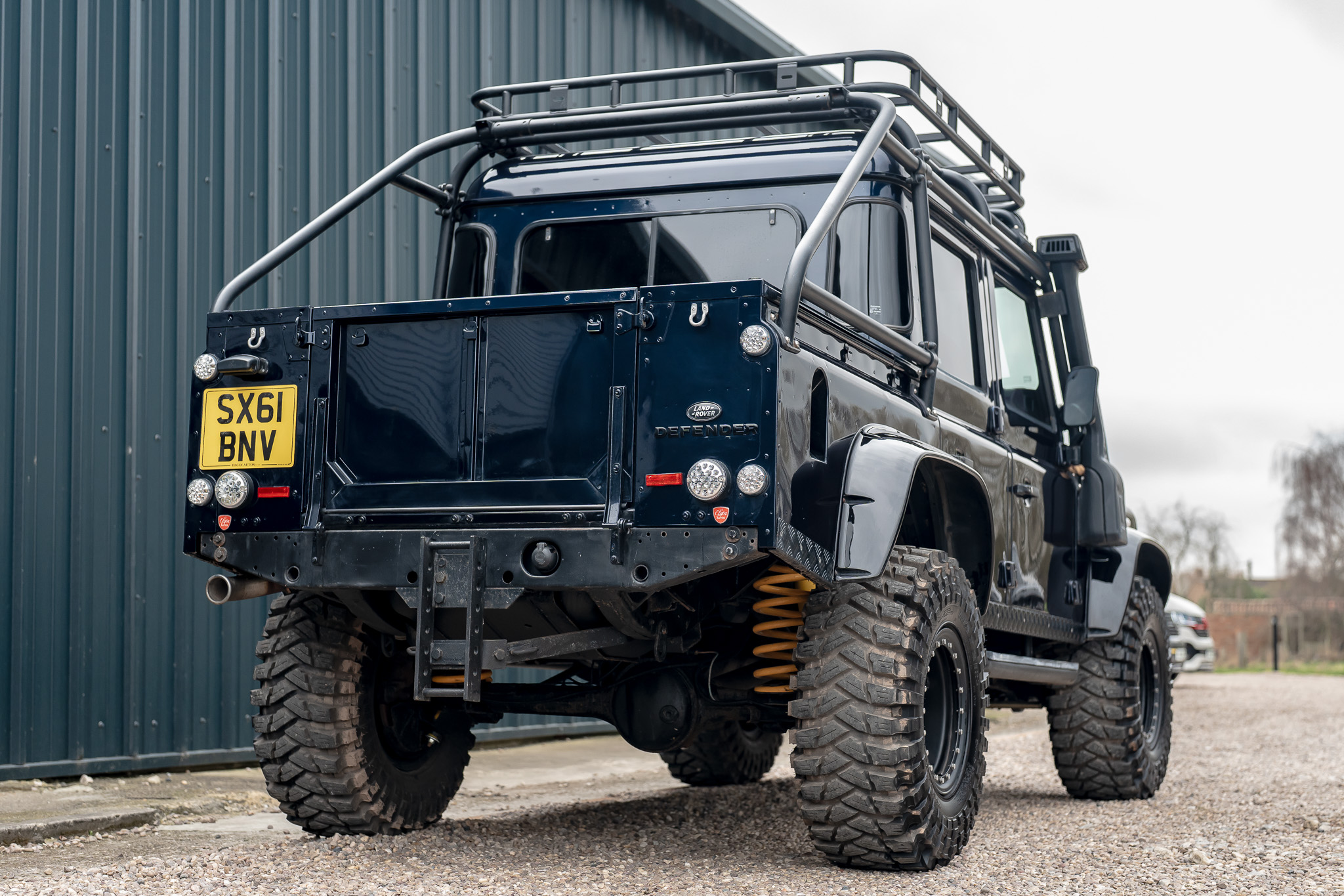 2011 LAND ROVER DEFENDER 110 XS - SPECTRE EVOCATION