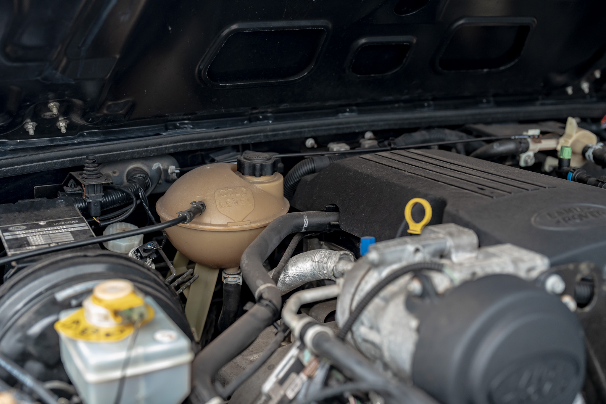 2011 LAND ROVER DEFENDER 110 XS - SPECTRE EVOCATION