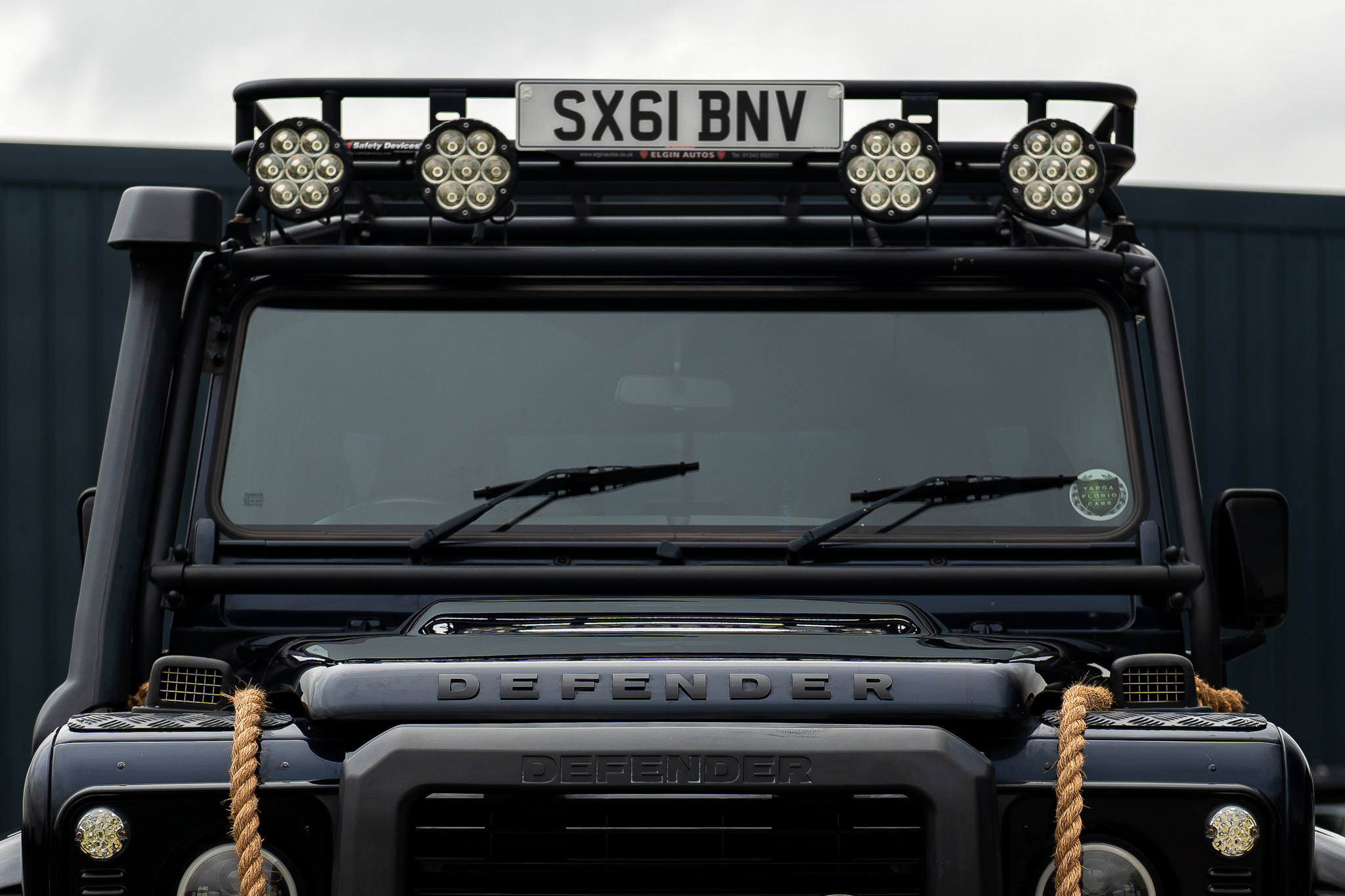 2011 LAND ROVER DEFENDER 110 XS - SPECTRE EVOCATION