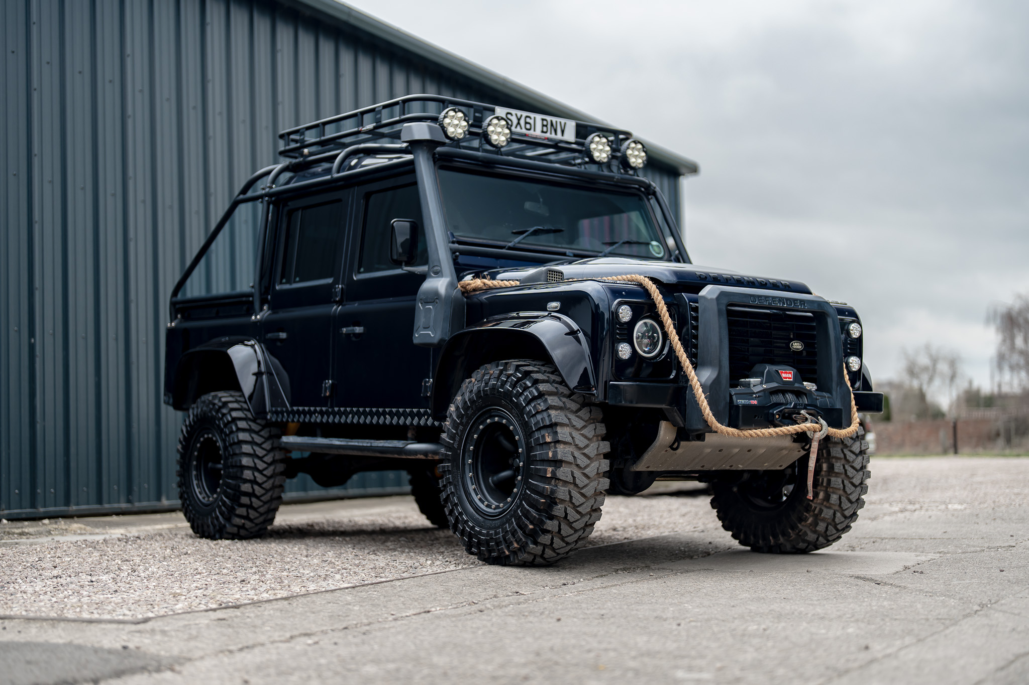 2011 LAND ROVER DEFENDER 110 XS - SPECTRE EVOCATION