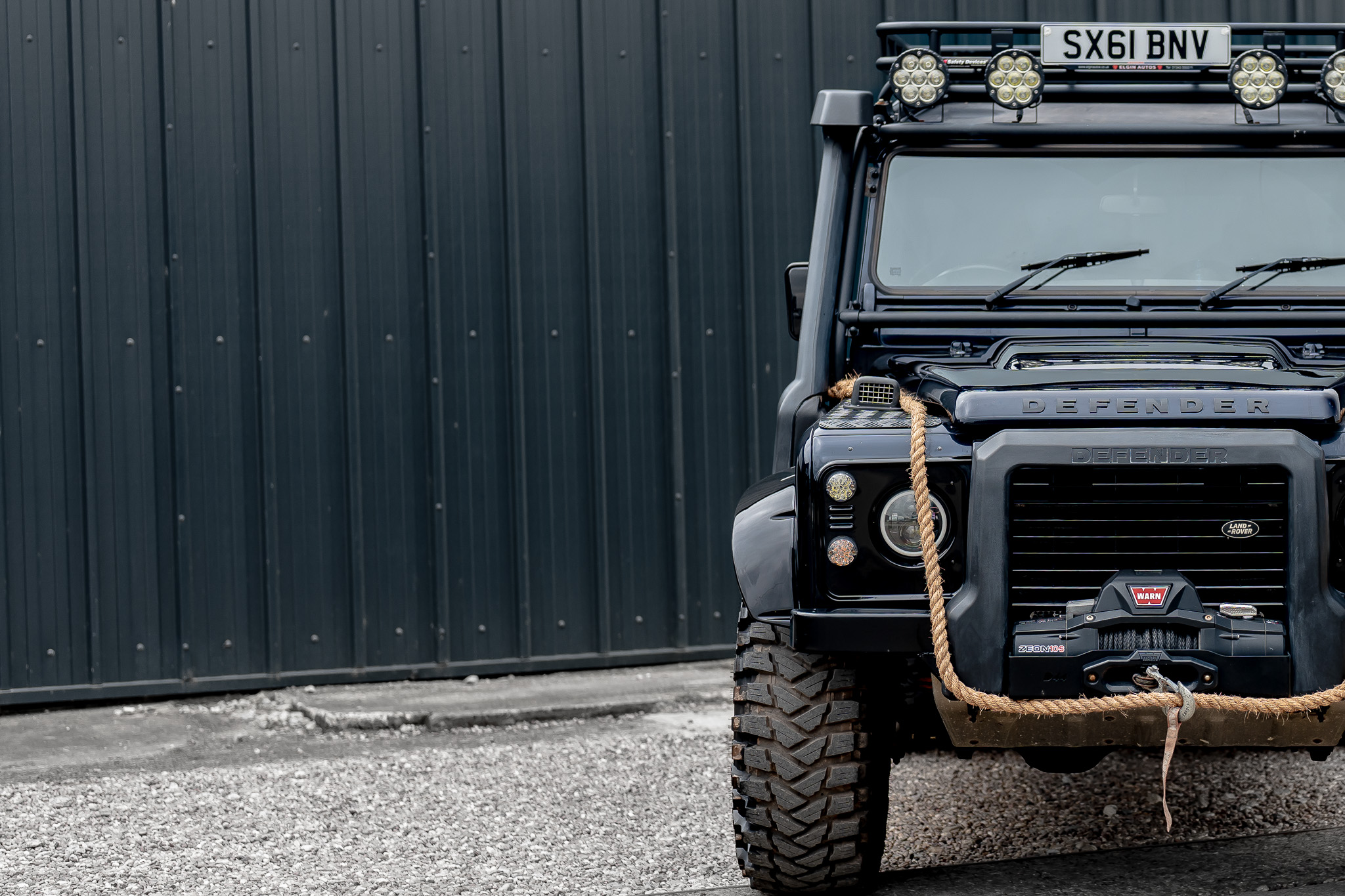 2011 LAND ROVER DEFENDER 110 XS - SPECTRE EVOCATION