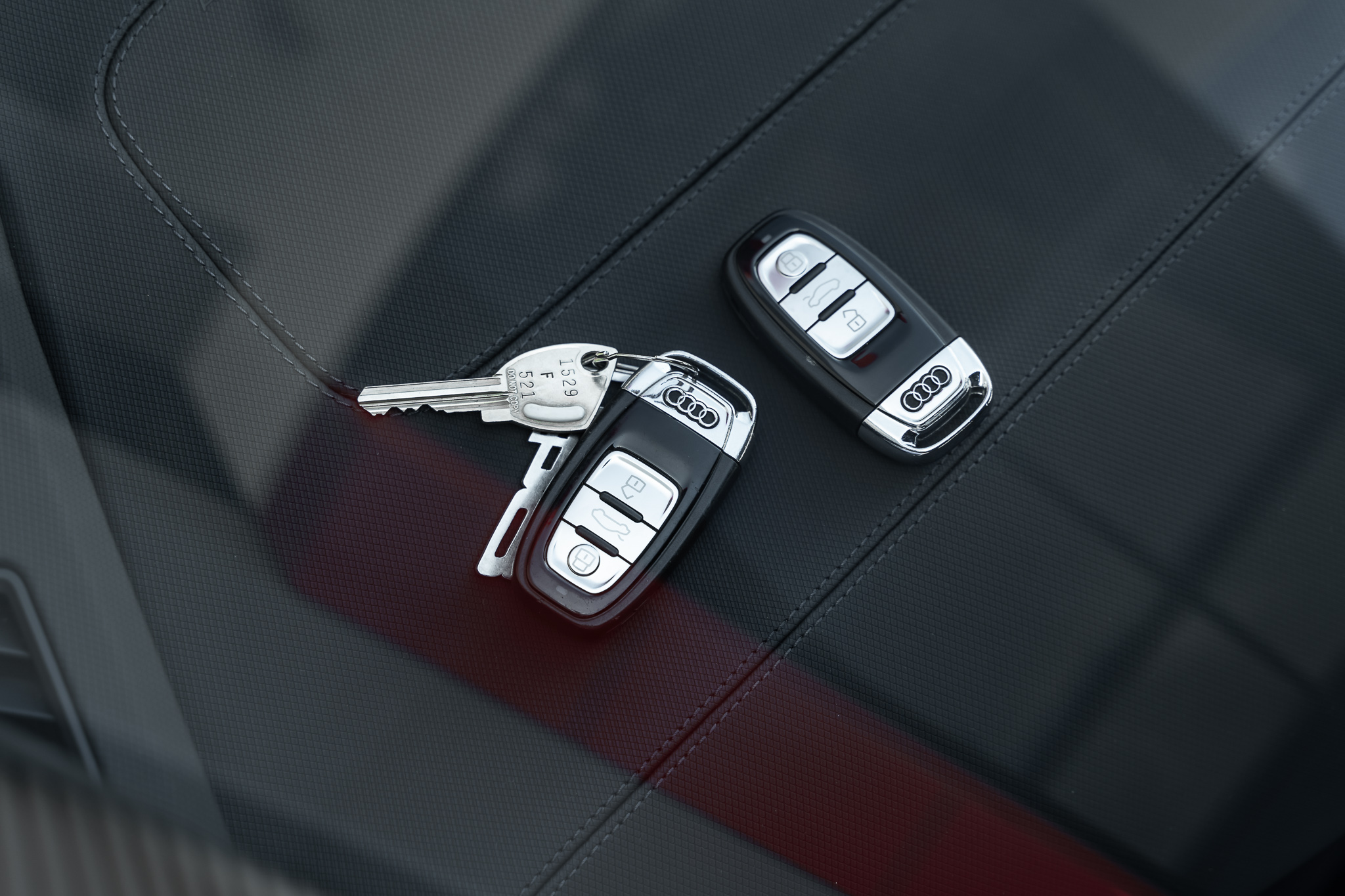 2016 AUDI R8 V10 PLUS