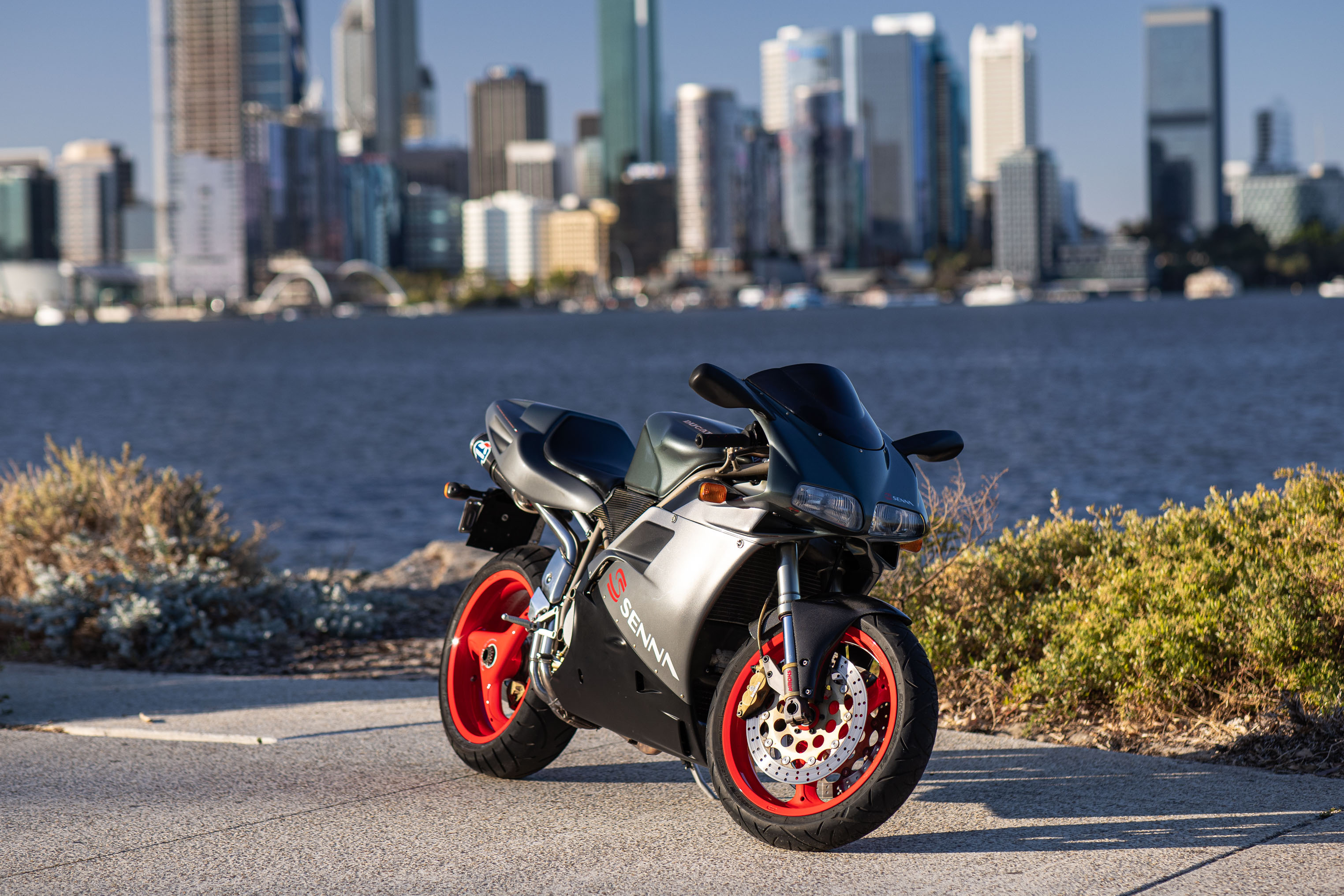 1995 DUCATI 916 SENNA