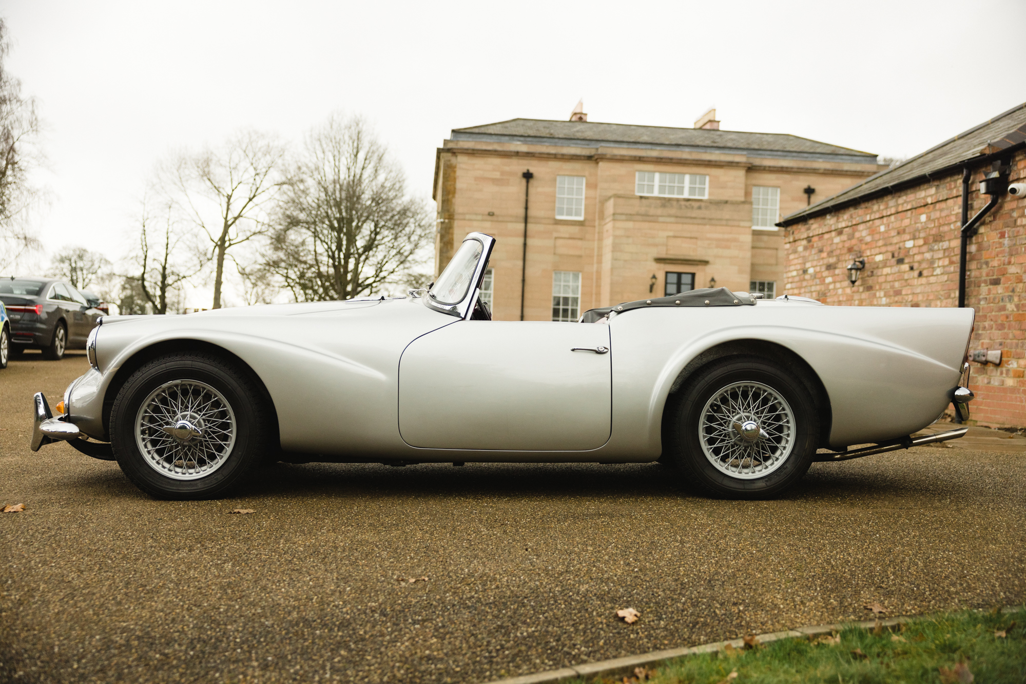 1963 DAIMLER DART SP250