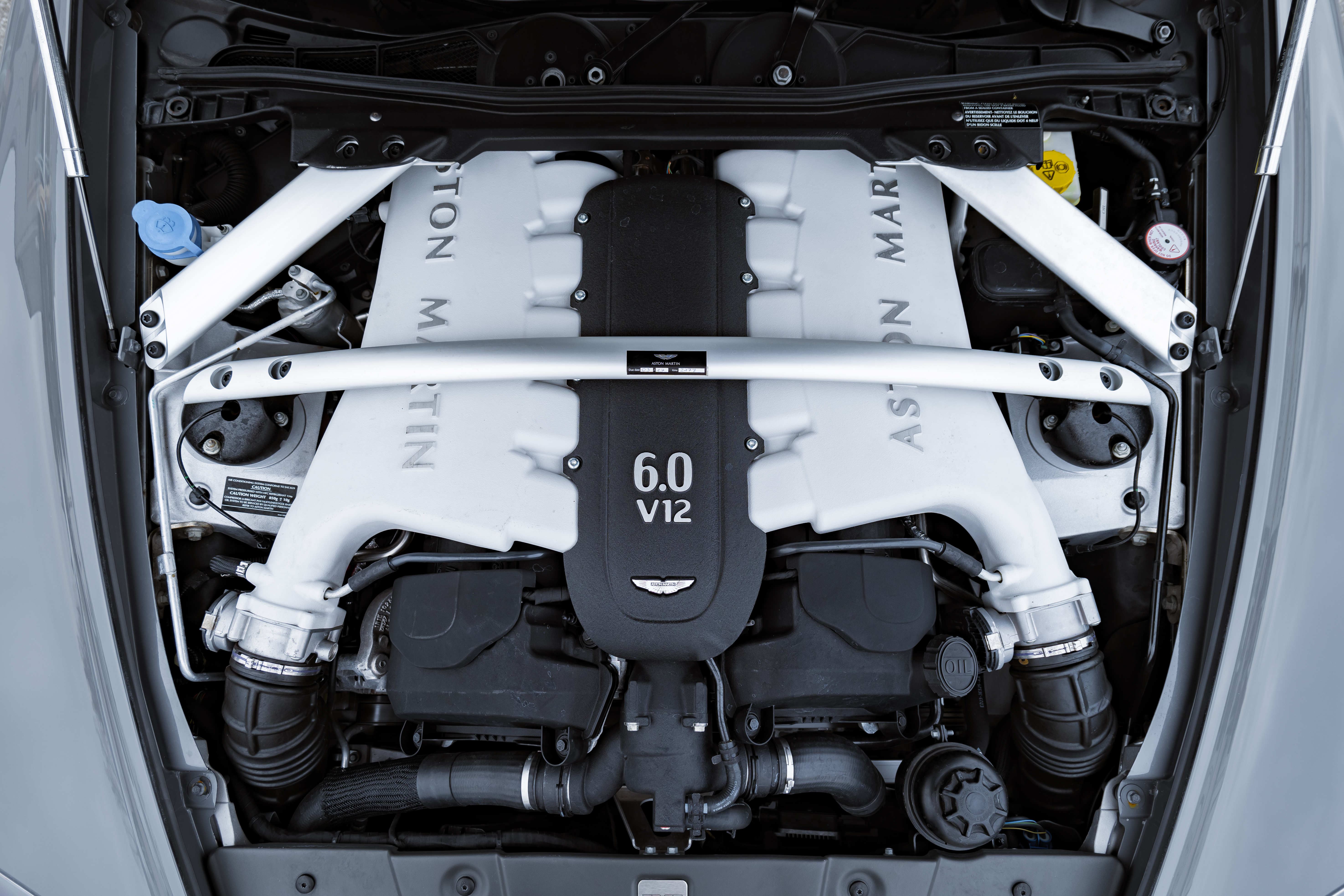 2015 ASTON MARTIN V12 VANTAGE S