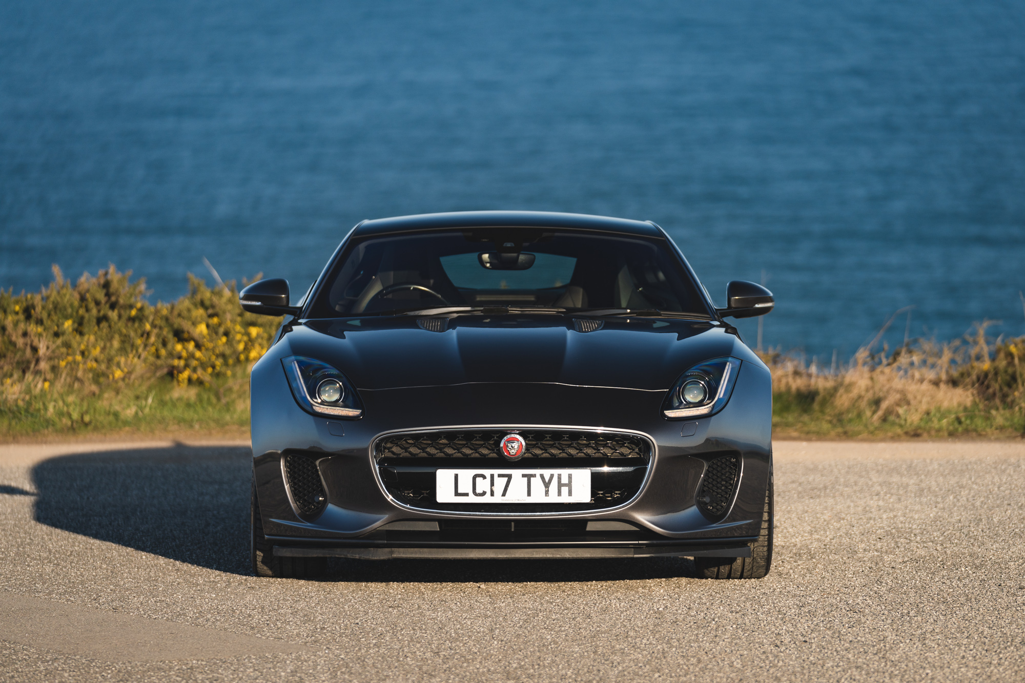 2017 JAGUAR F-TYPE V6 COUPE