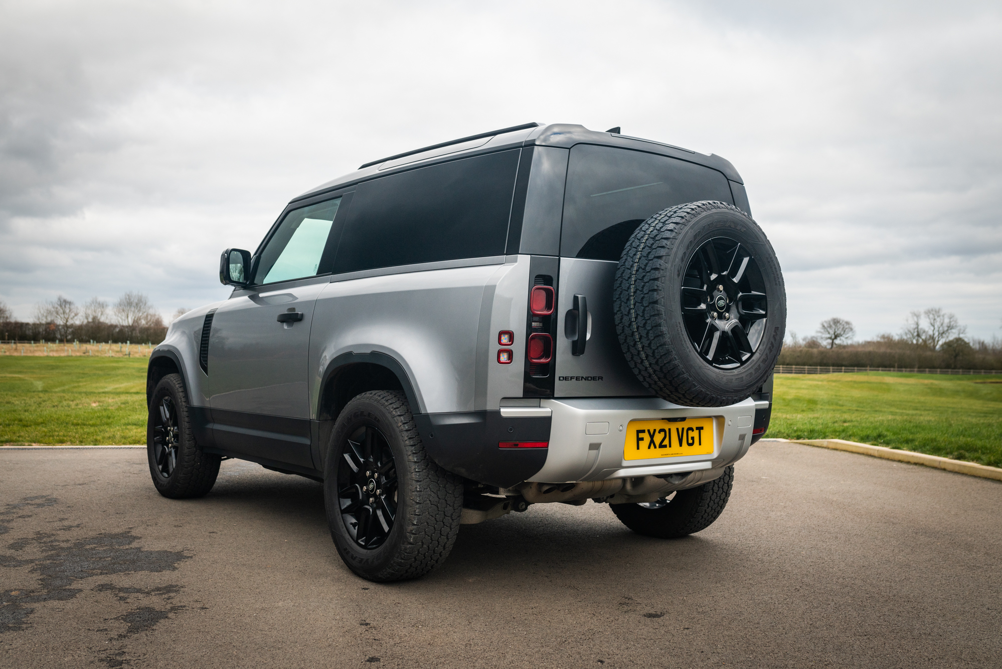2021 LAND ROVER DEFENDER 90 D200 HARD TOP - VAT Q