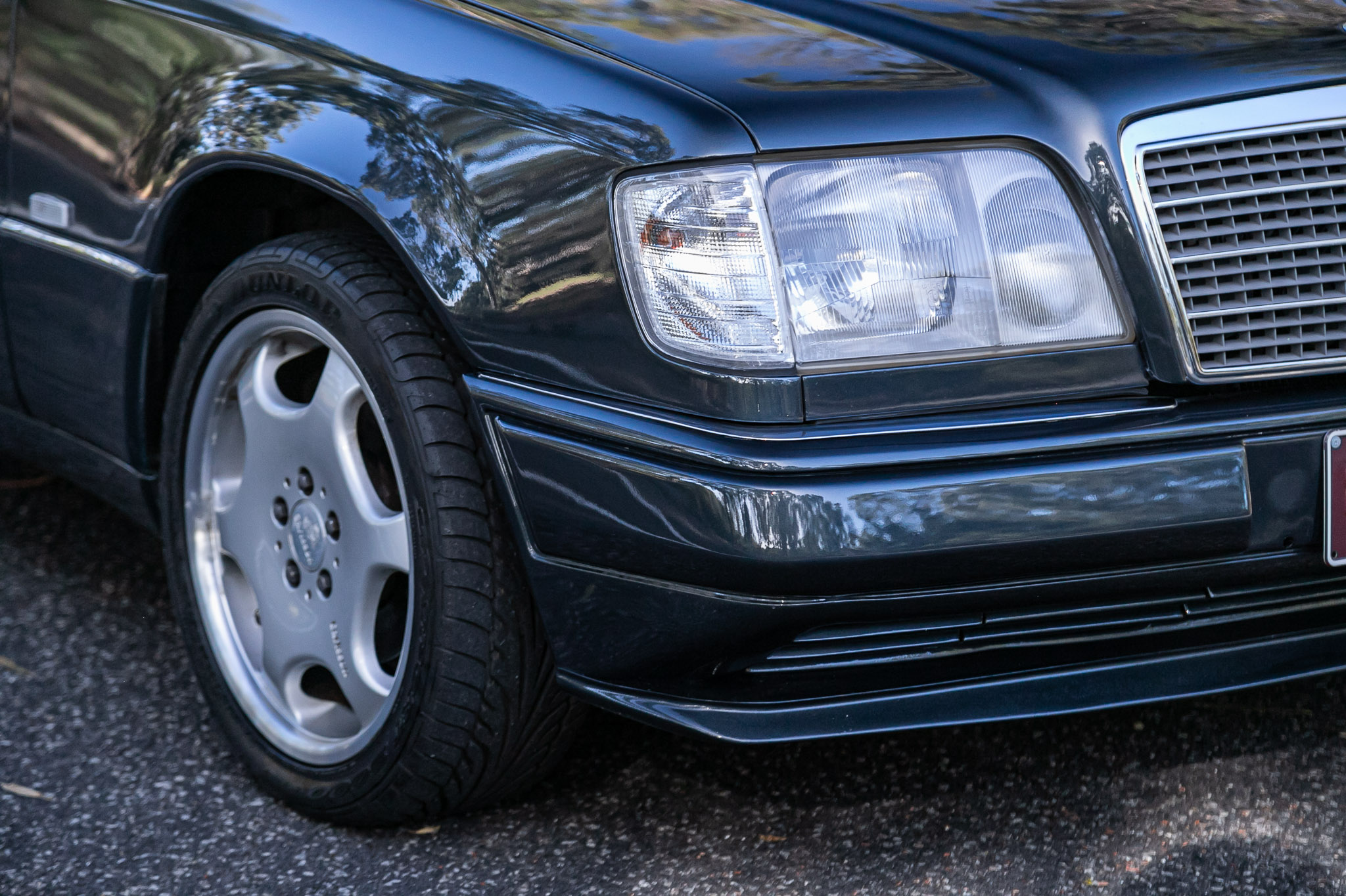 1994 MERCEDES-BENZ (W124) E220 COUPE for sale by auction in Clayton South, VIC, Australia