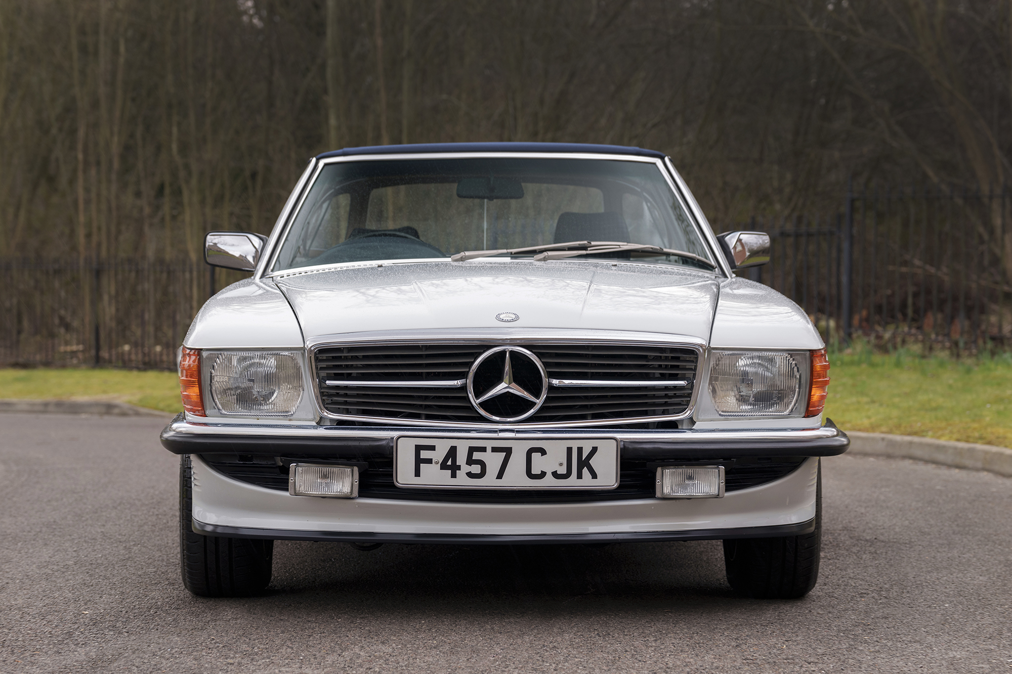 1988 MERCEDES-BENZ (R107) 300 SL