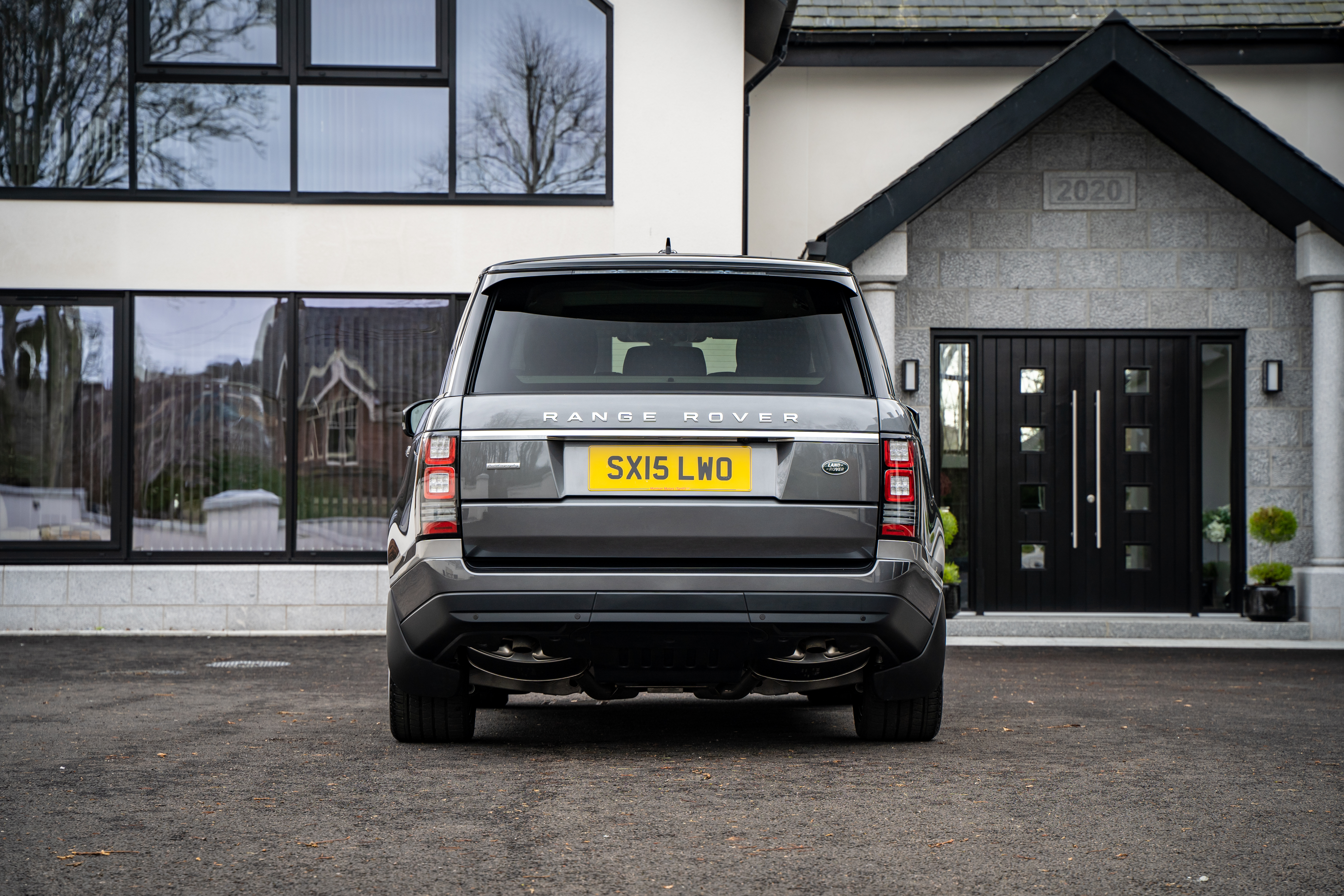 2015 RANGE ROVER 4.4 SDV8 AUTOBIOGRAPHY - 1,813 MILES - VAT Q