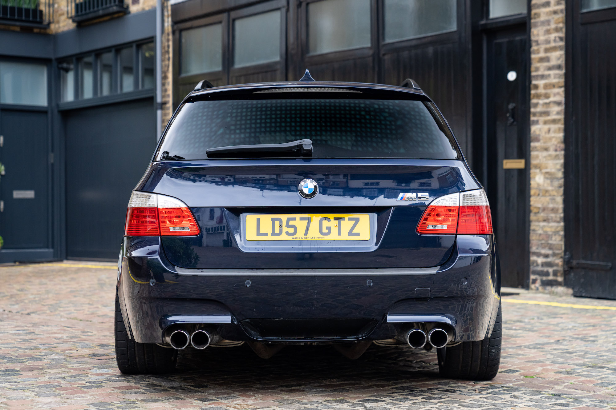 2007 BMW (E61) M5 TOURING