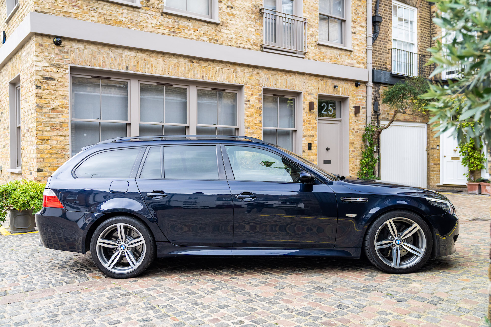 2007 BMW (E61) M5 TOURING