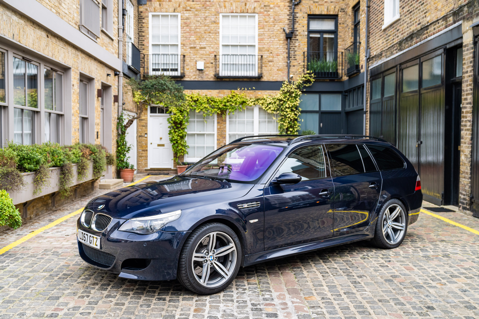2007 BMW (E61) M5 TOURING